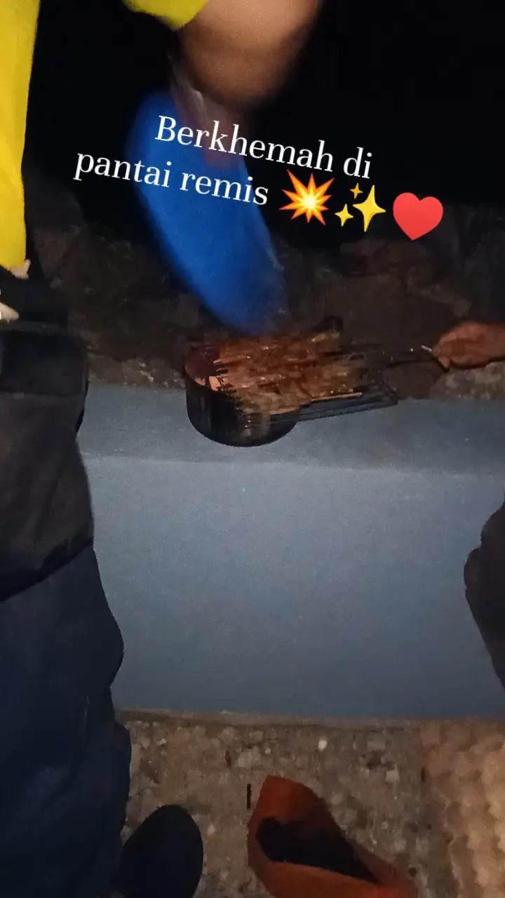 #camping# healing | Video diterbitkan oleh IqaSkylovers | Lemon8