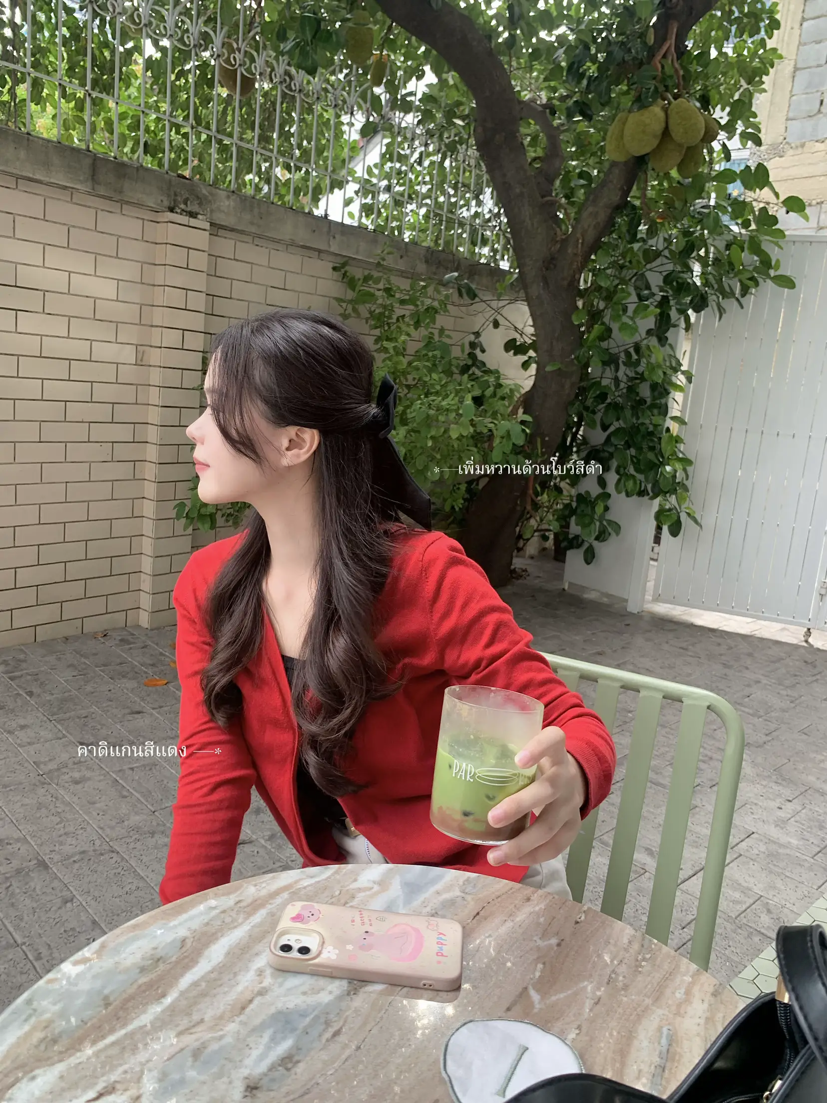 ไอเดียแมทคาดิแกนสีแดงยอดฮิต/โพสท่าแบบสาวขี้อาย🍅💫 | แกลเลอรีที่โพสต์โดย janerps | Lemon8