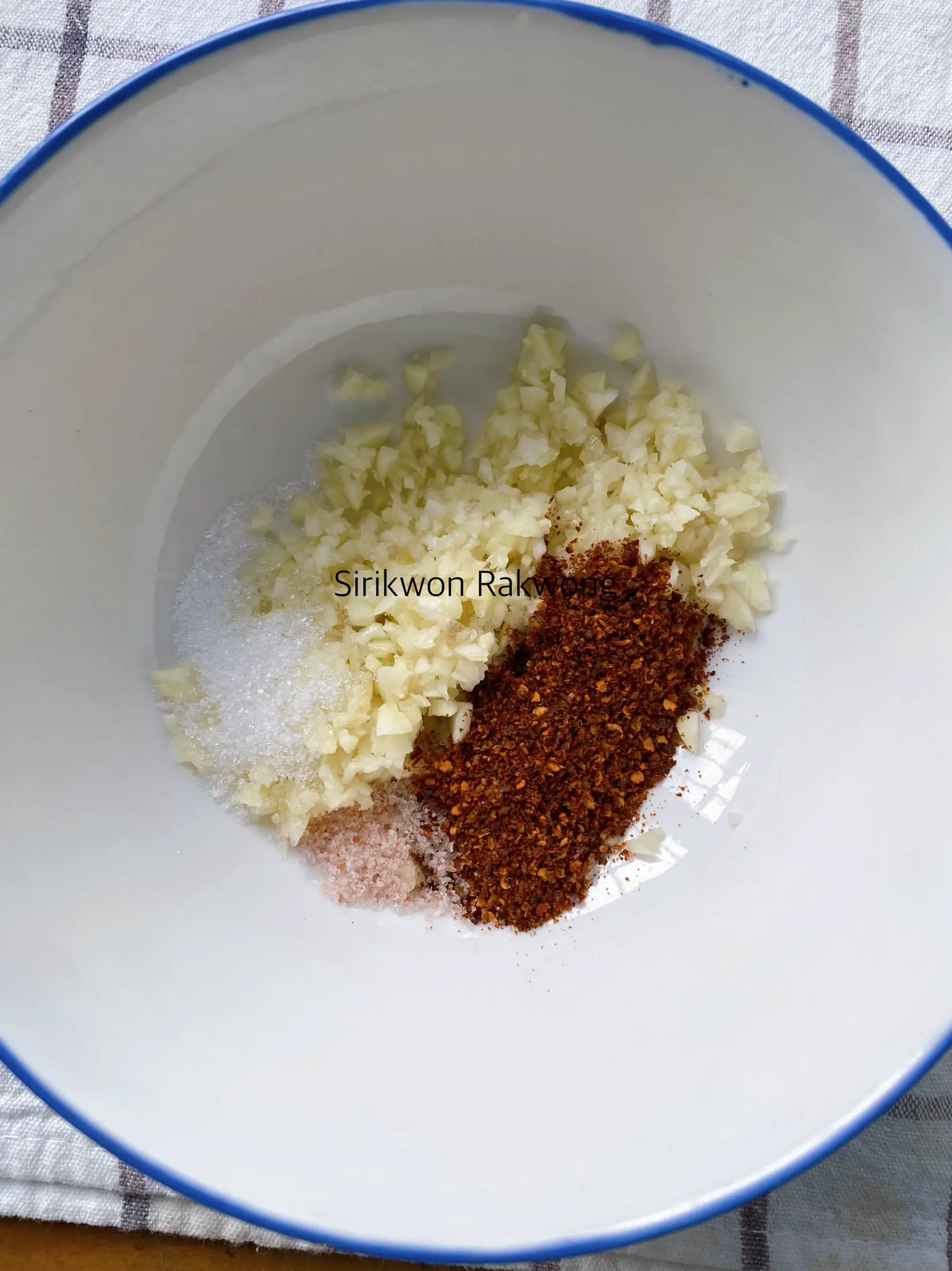 แจกสูตร”น้ำมันพริก” ง่ายๆไม่ยุ่งยาก | แกลเลอรีที่โพสต์โดย Cookedby.kwon | Lemon8