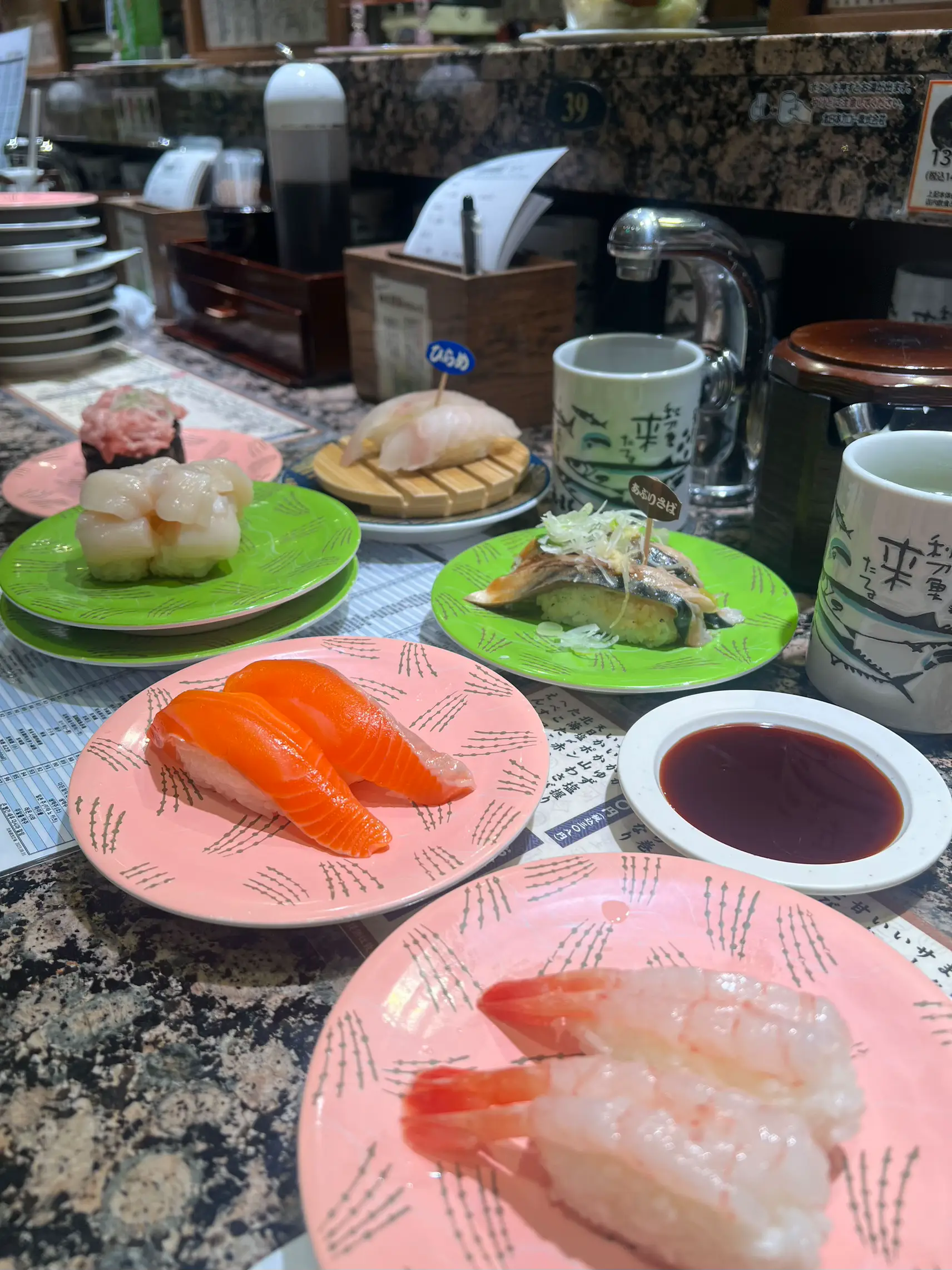 Nemuro hanamaru sushi 🐟 ซูชิสายพานพรีเมี่ยมในซัปโปโร | แกลเลอรีที่โพสต์ ...