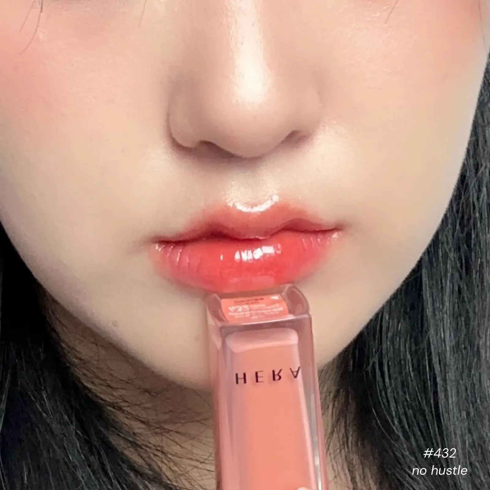 ลิปรุ่นเจนนี่ ⭐️🥨 hera sensual nude gloss | แกลเลอรีที่โพสต์โดย cloudysstory | Lemon8