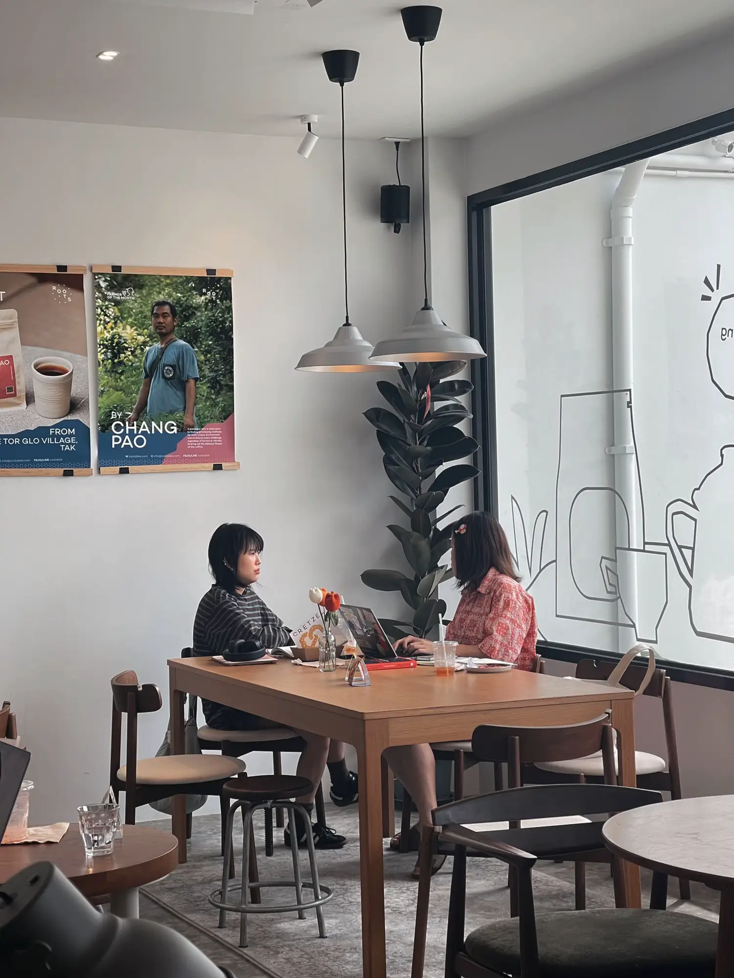 Roots เปิดบ้านย่านอารีย์ | แกลเลอรีที่โพสต์โดย Pangiie | Lemon8