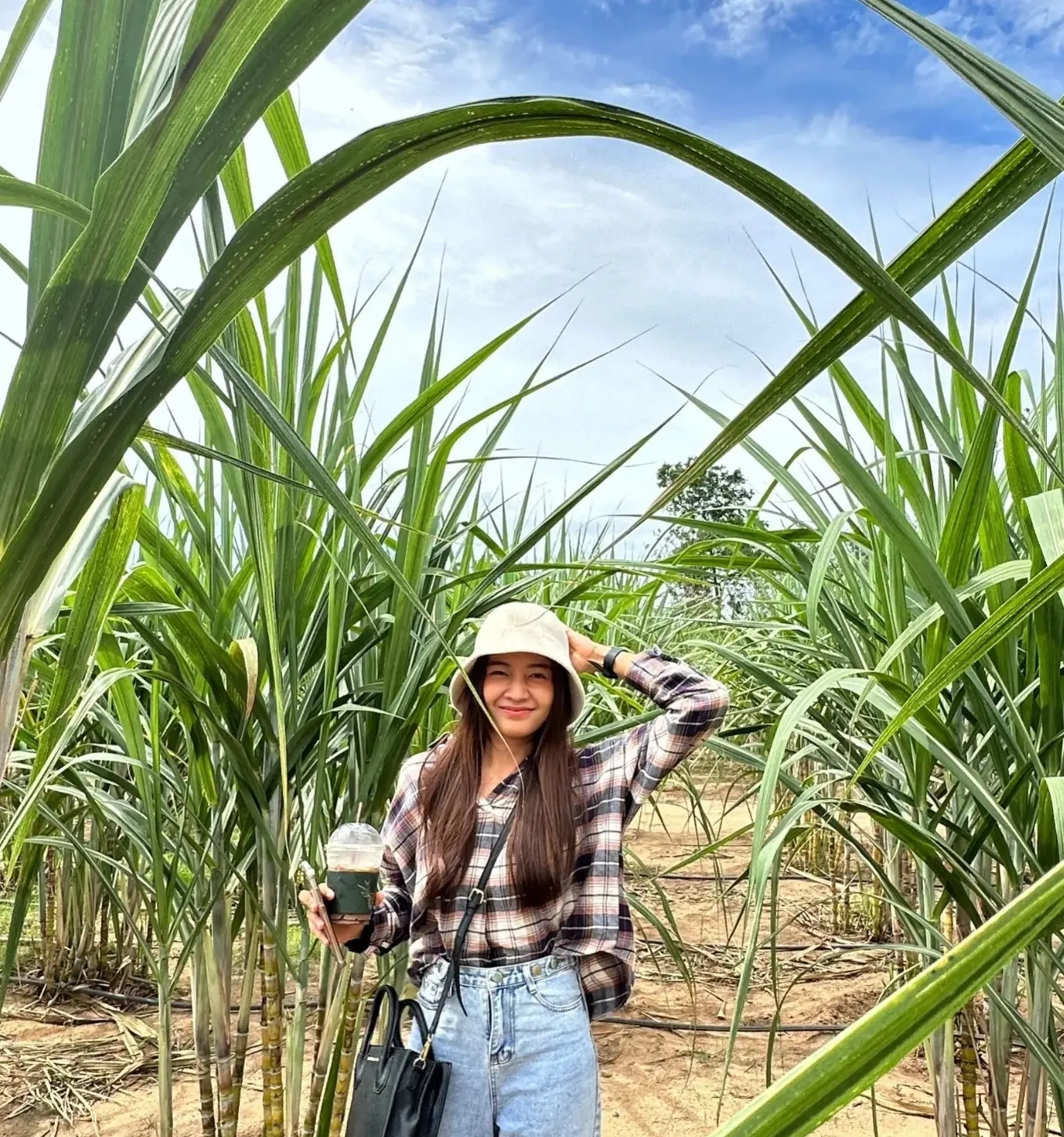 หมวกทรงต้าเหนิงใส่แล้วสวยขึ้น 1000% | แกลเลอรีที่โพสต์โดย Kasama ...