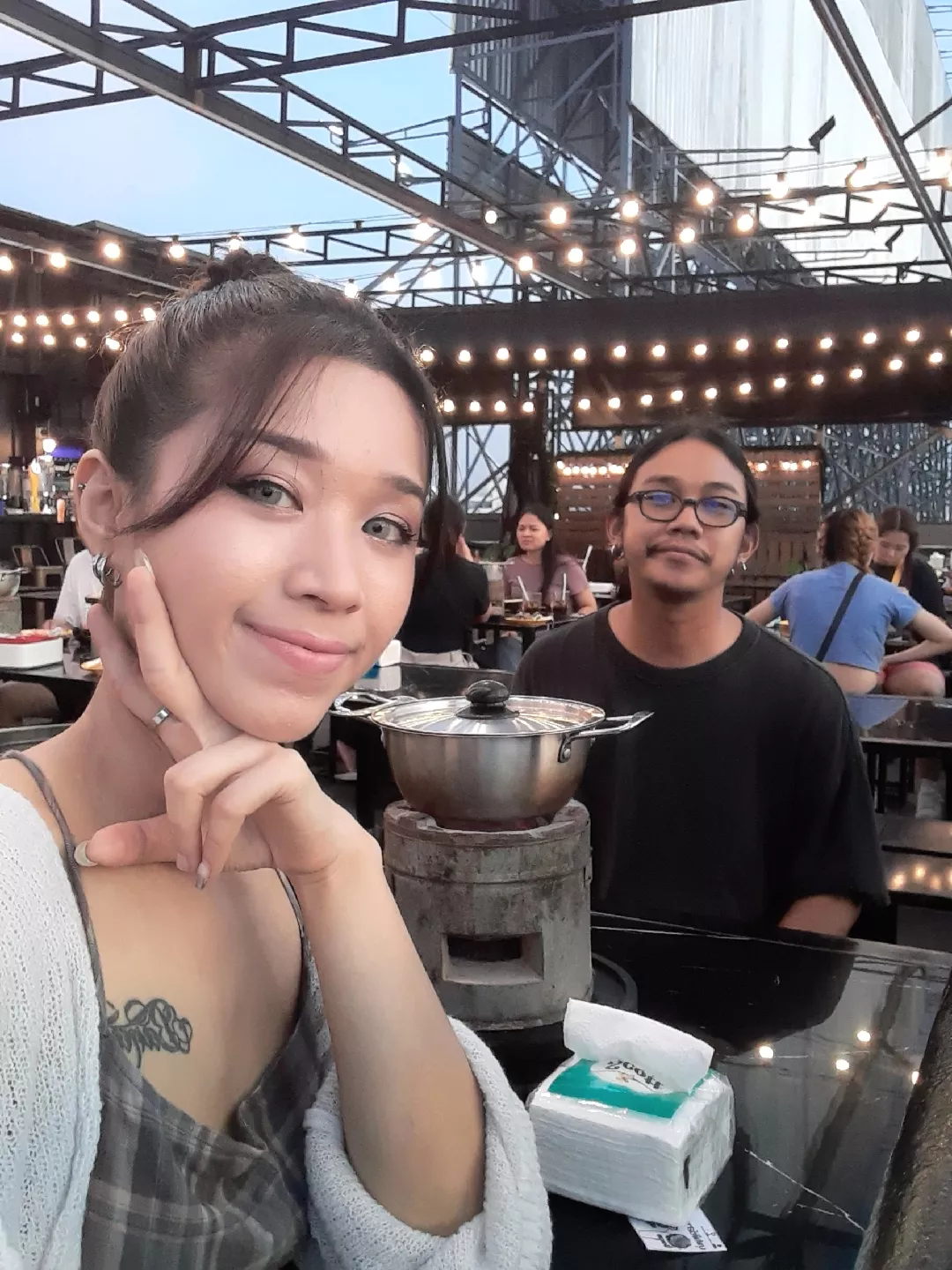 วันครบรอบ 1 ปี@ปิ้งเนย บุฟเฟ่ต์ปิ้งย่างอนุสาวรีย์ | แกลเลอรีที่โพสต์โดย Fah Fongfah | Lemon8