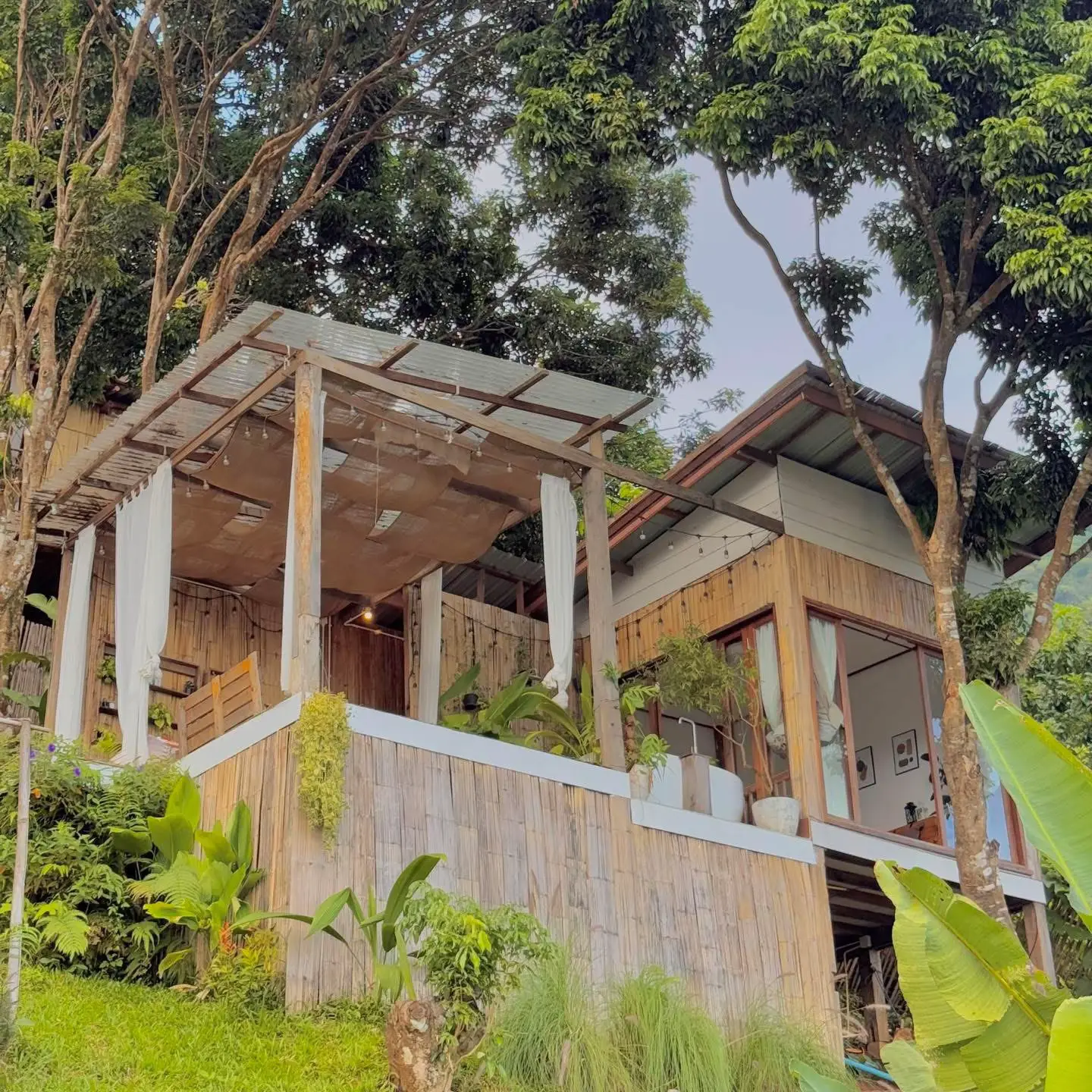 เชียงใหม่เดือนธันวาคมมันดีสุดๆ เลย⋆˚🌸˖°🌱 | แกลเลอรีที่โพสต์โดย lbzero | Lemon8