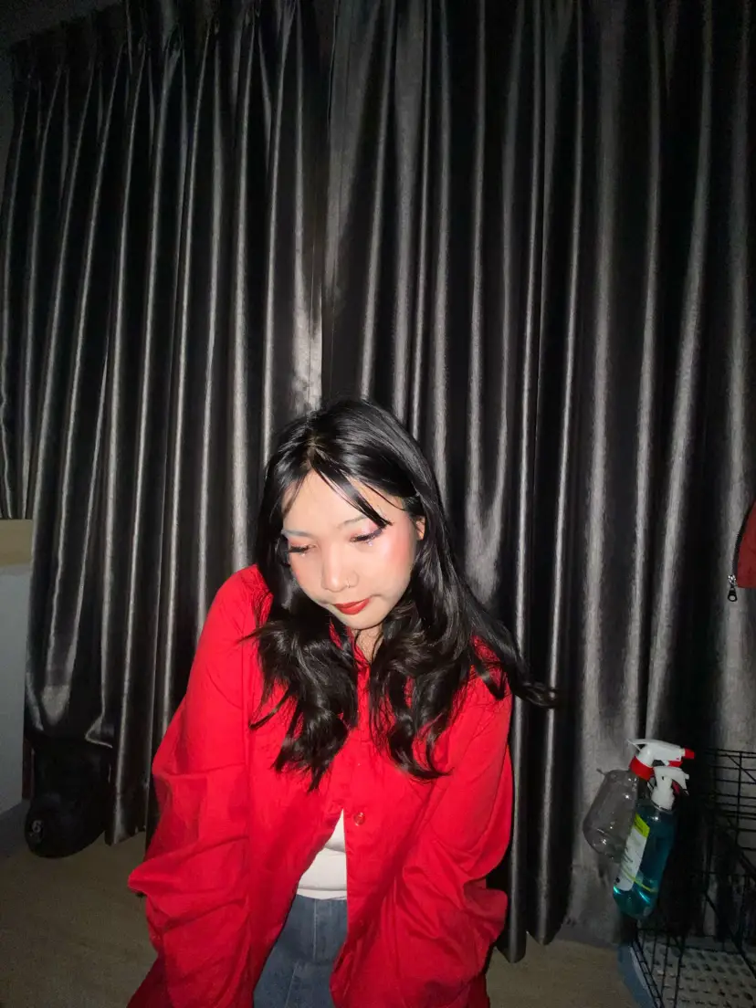 ติดเพชรให้หน้าเฟี้ยว💄💖 | แกลเลอรีที่โพสต์โดย Bua Bua | Lemon8