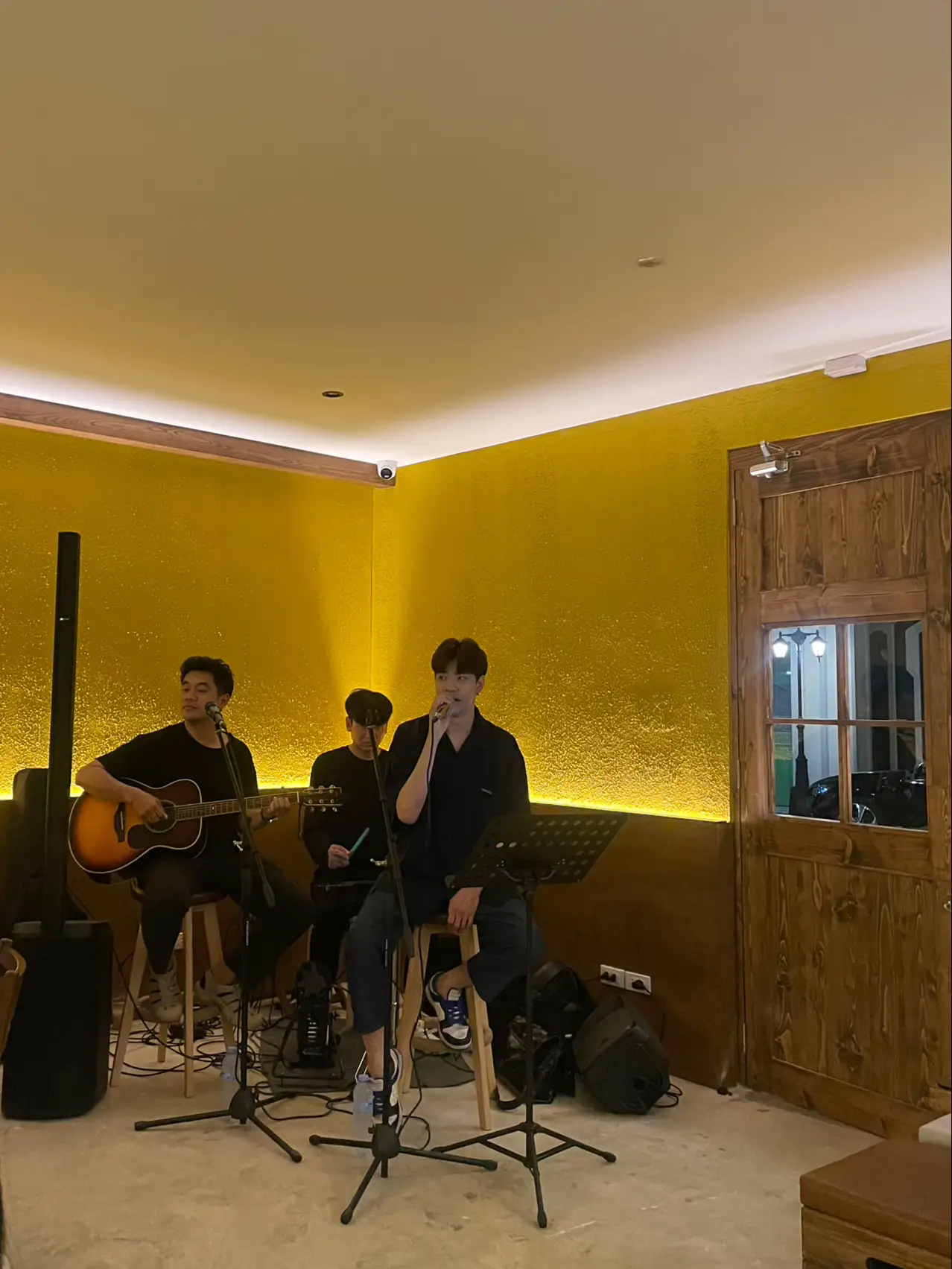 egao izakaya เปิดใหม่ย่านสีลมที่หนุ่มสาวออฟฟิศห้ามพลาด! | แกลเลอรีที่โพสต์โดย Bam 💖🌈 | Lemon8