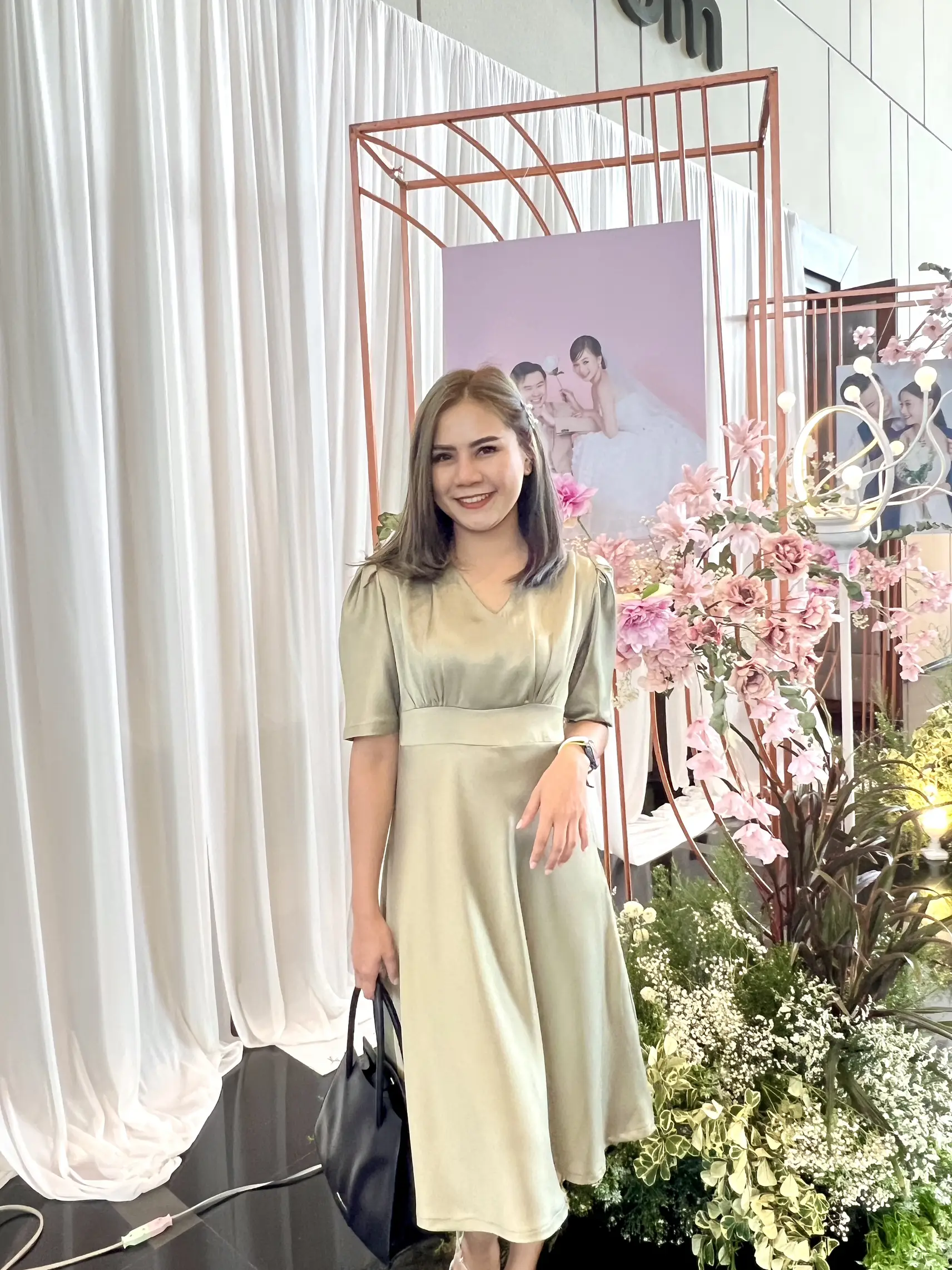 OOTD แต่งตัวไปงานแต่งงาน | แกลเลอรีที่โพสต์โดย Noon_Napa | Lemon8