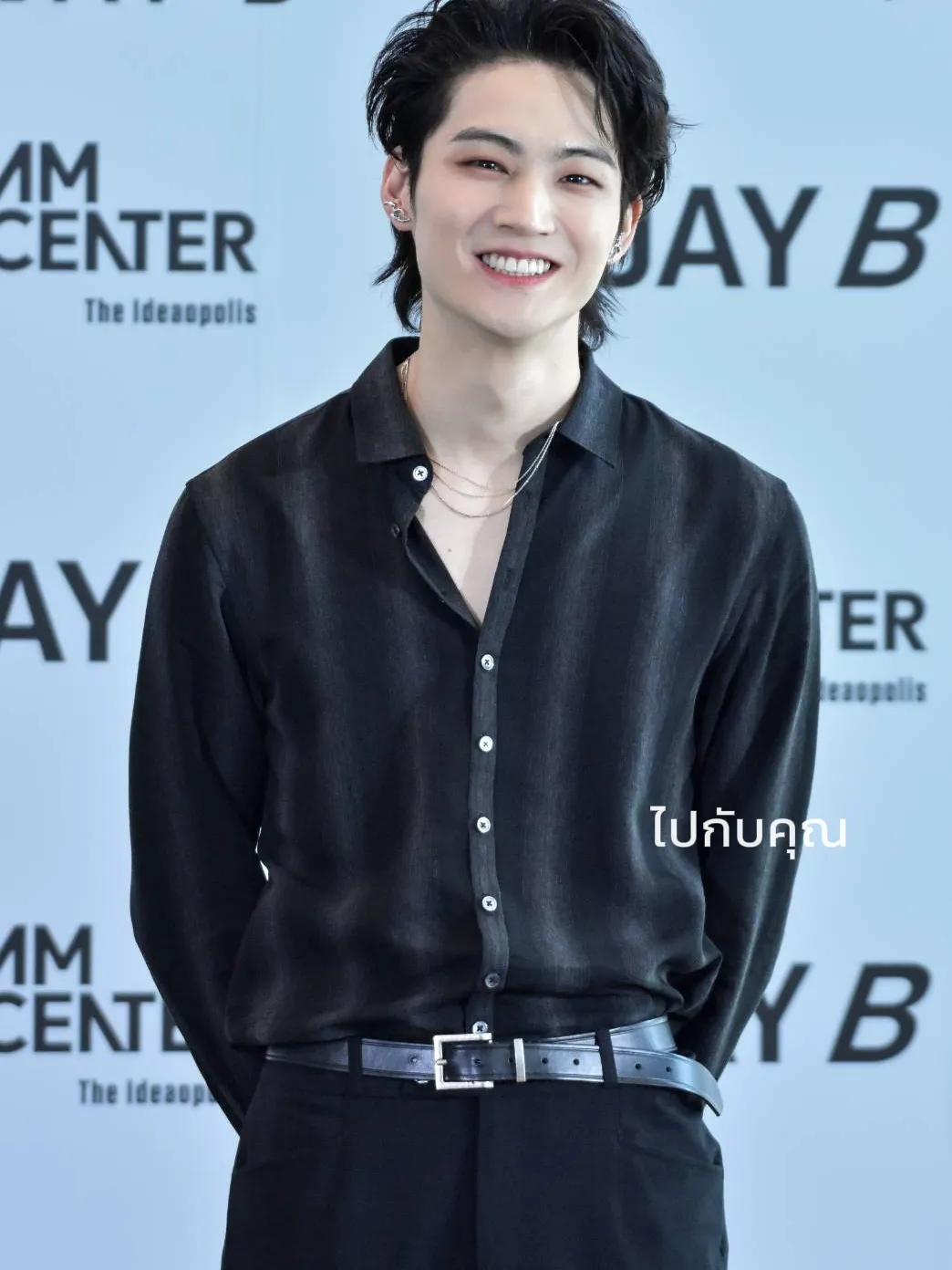 ส่องความหล่อเจบี ลีดเดอร์วง GOT 7 | แกลเลอรีที่โพสต์โดย MeanGirlGlam&Go | Lemon8