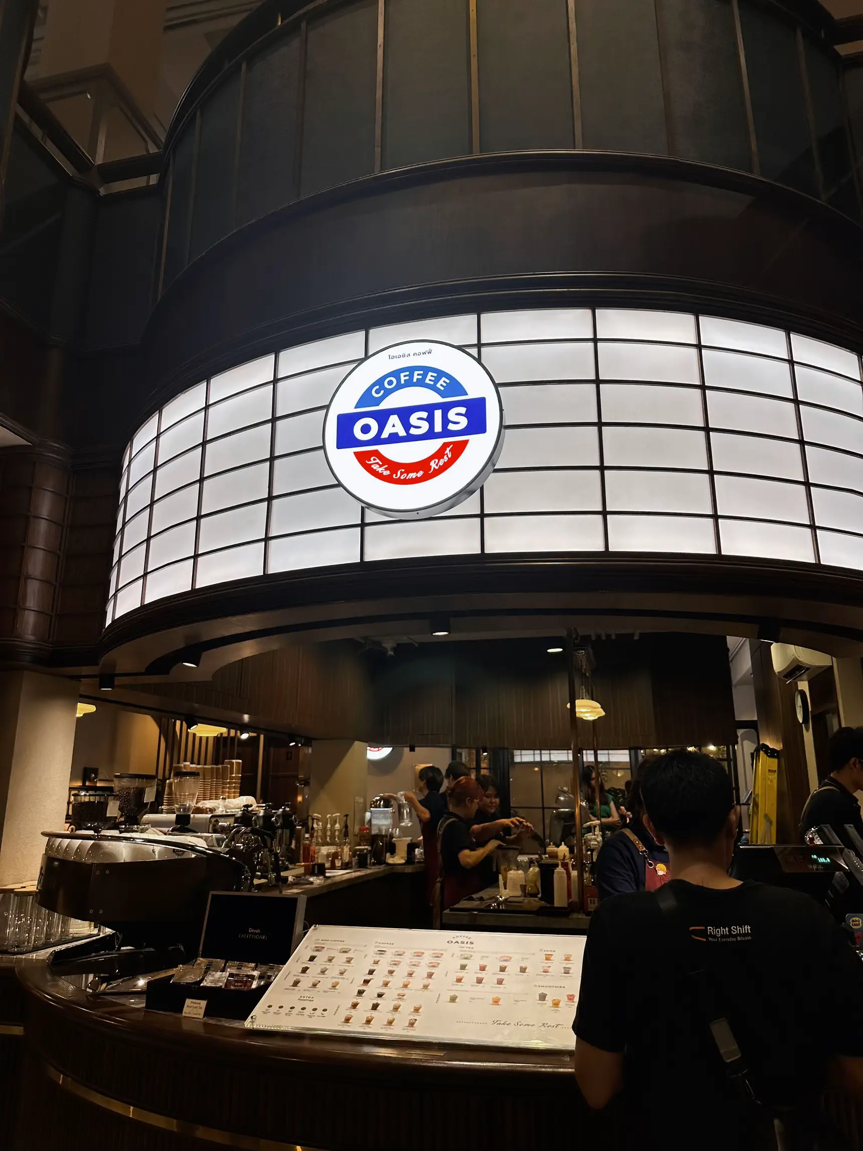 OASIS COFFEE คาเฟ่มู้ดดีเปิด 24 ชม. | แกลเลอรีที่โพสต์โดย Fern ファーン | Lemon8