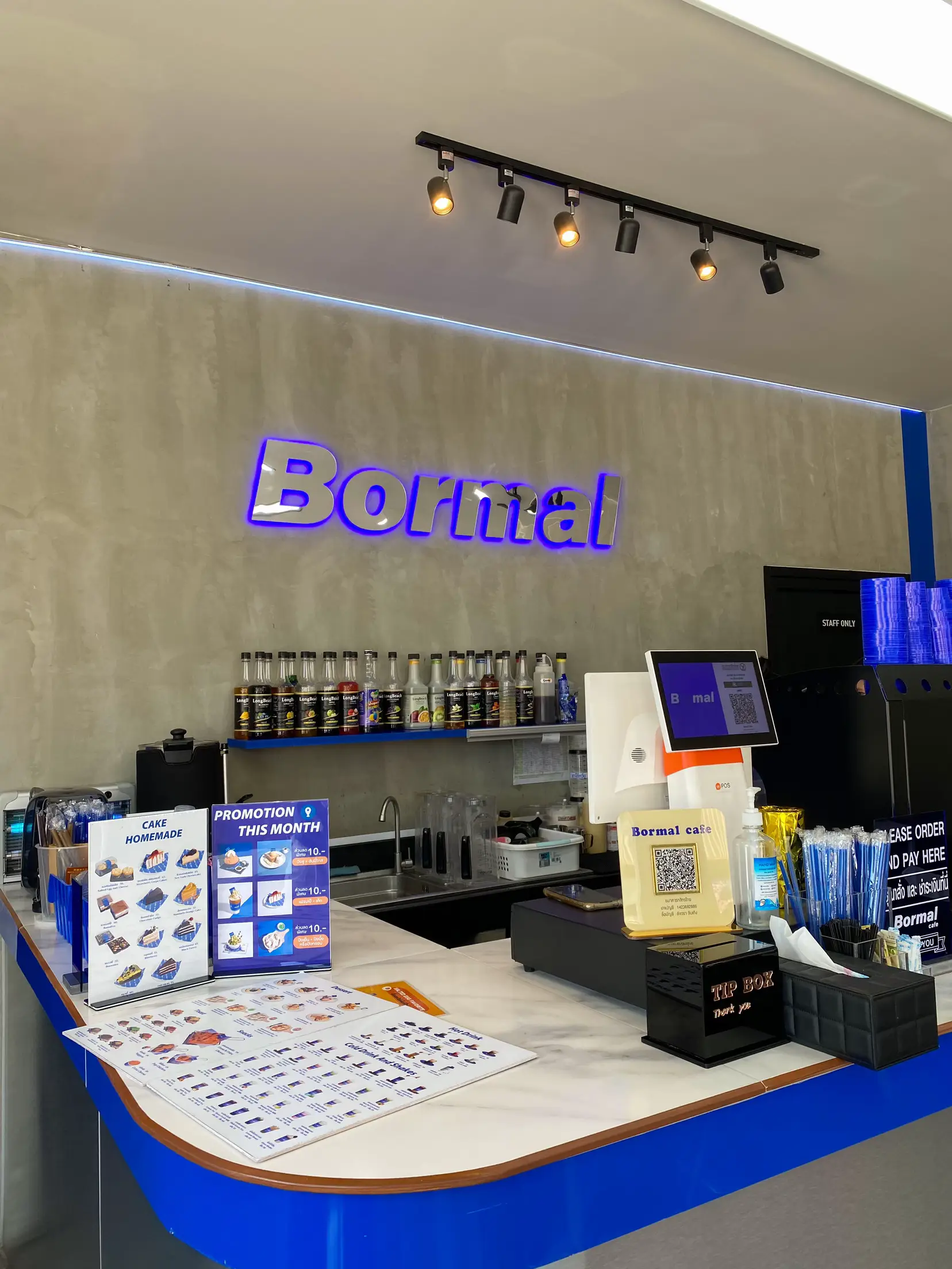 BORMAL cafe | คาเฟ่สีน้ำเงิน ปิดดึก ขนมเยอะ ราคาน่ารัก💙 | แกลเลอรีที่ ...