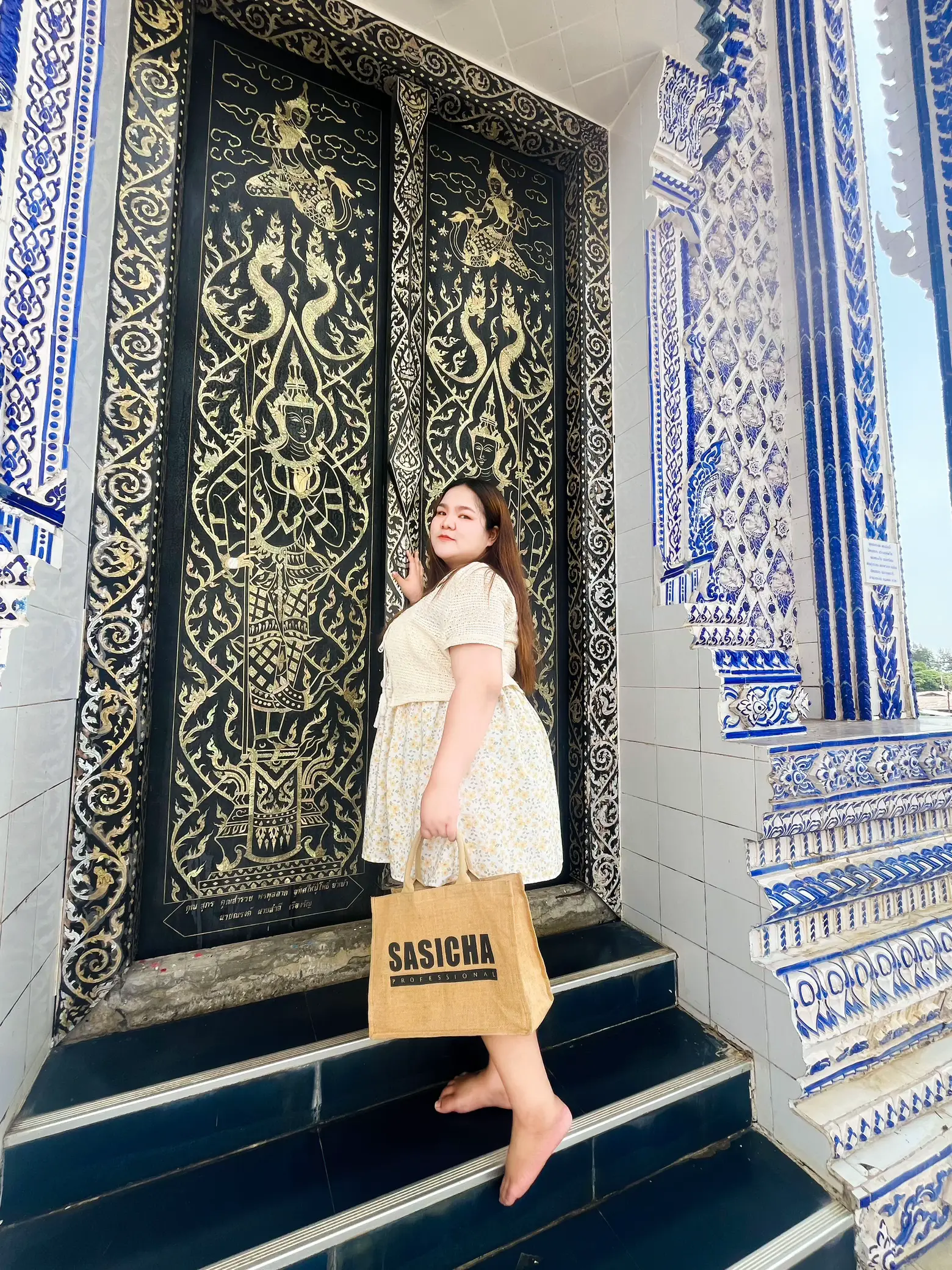 วัดโบสถ์สีน้ำเงิน | แกลเลอรีที่โพสต์โดย Thitima Suph | Lemon8