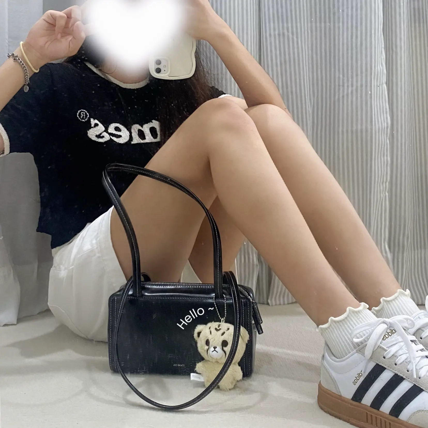 OOTD - BASIC BLACK&WHITE OUTFITS ♡-♥ ! | แกลเลอรีที่โพสต์โดย myminimoolin | Lemon8