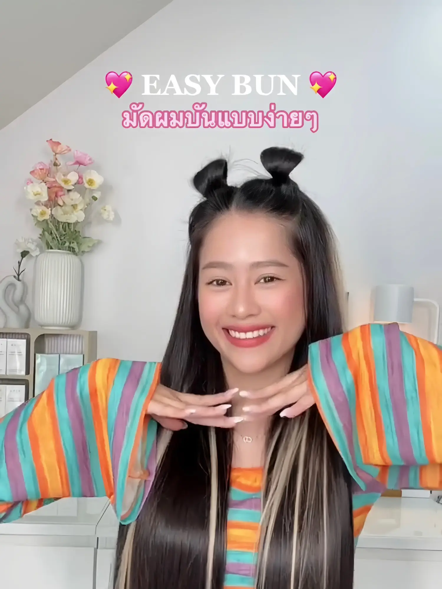 Easy Bun! มัดผมบันแบบง่ายๆ 💖 | วิดีโอที่เผยแพร่โดย Pear Peva | Lemon8