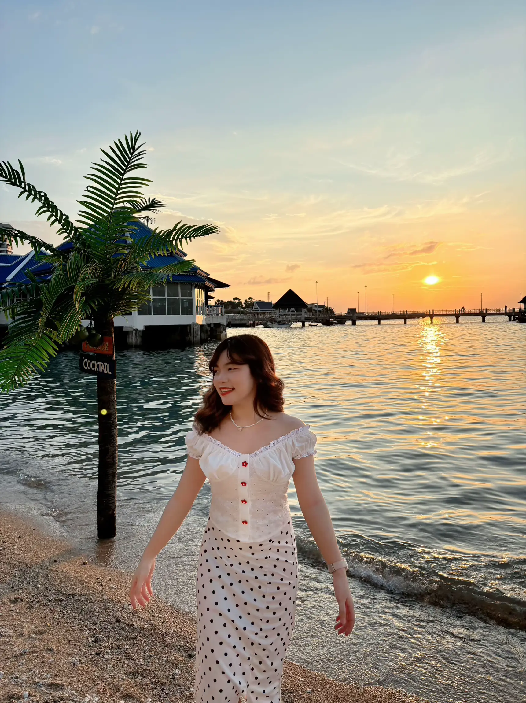 🌅Tiny Island Cafe • Bangsaen, Chonburi ⛱️ | แกลเลอรีที่โพสต์โดย PIMME PIMSIRI | Lemon8