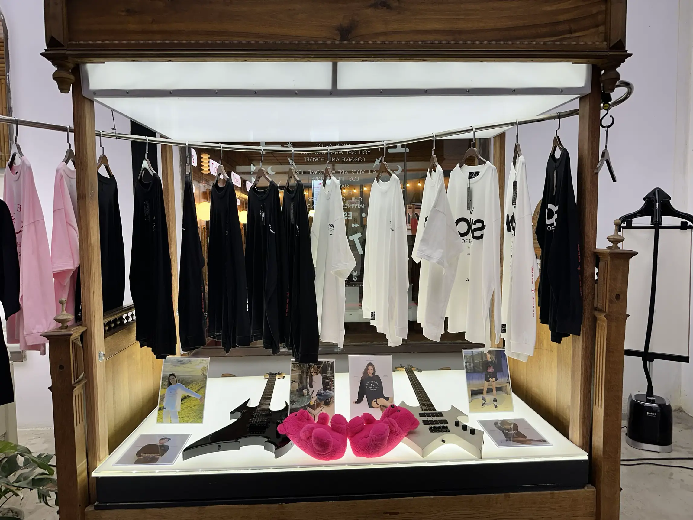 ROCKSTAR | แกลเลอรีที่โพสต์โดย 𝐴𝑚𝑚𝑦_⑨④ | Lemon8