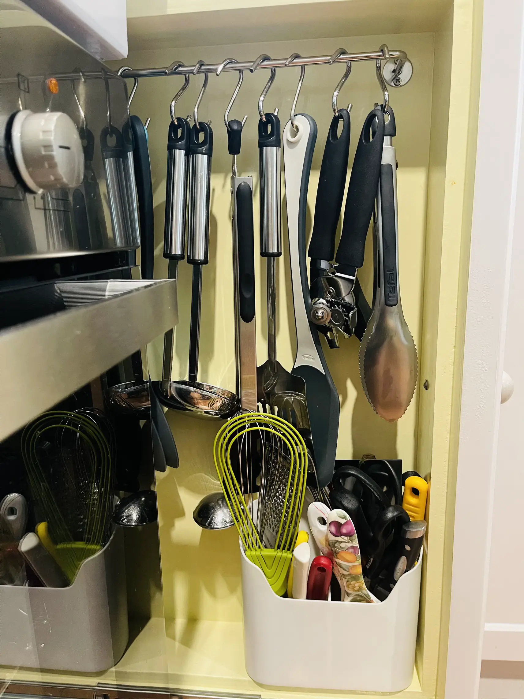 ของในครัวอยู่ในตู้ก็เรียบร้อยได้ | แกลเลอรีที่โพสต์โดย Tarn | Lemon8