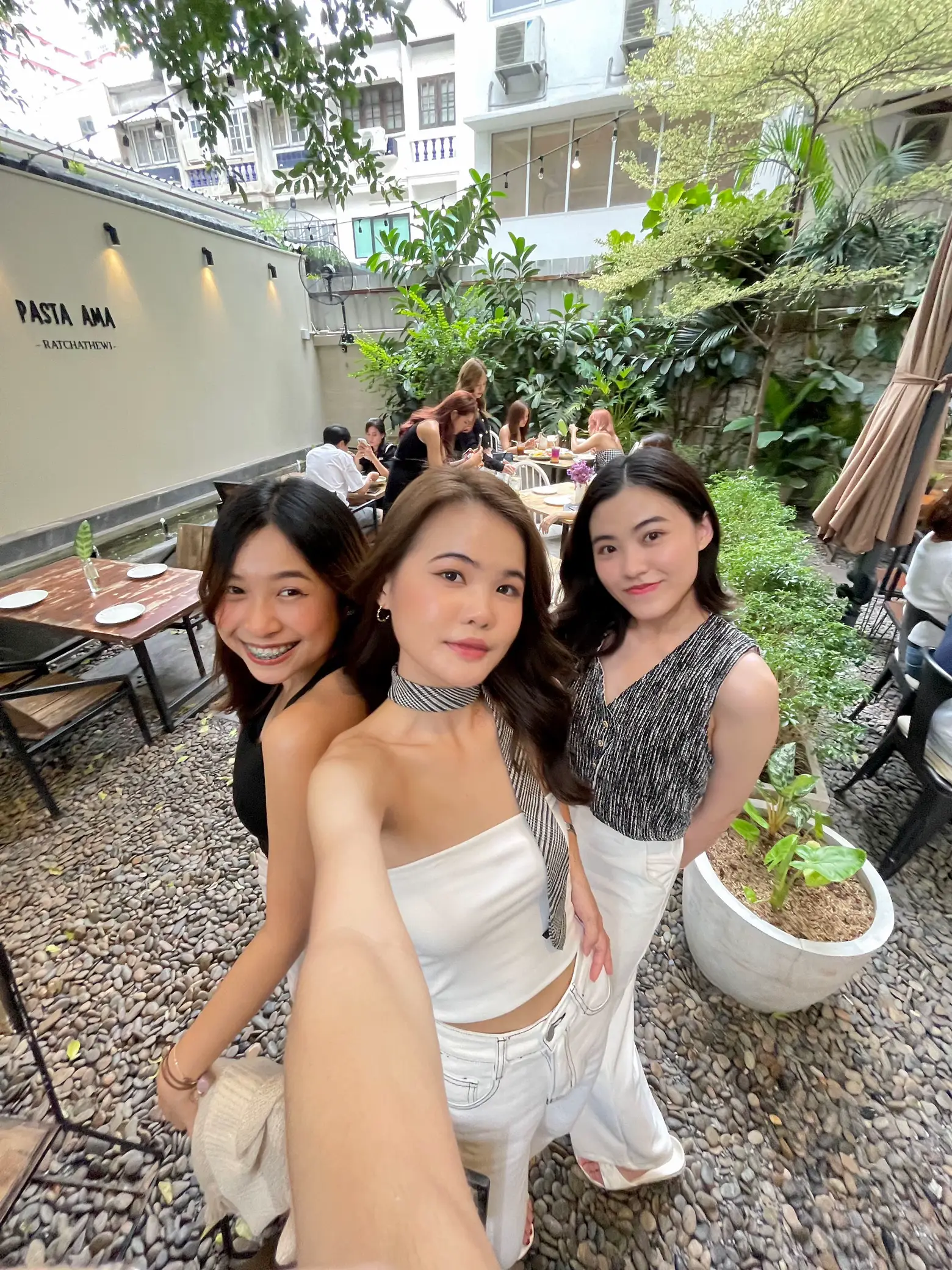 Brunch Time w/Friends🥓🥗🍝 | แกลเลอรีที่โพสต์โดย Ning Nutsita | Lemon8