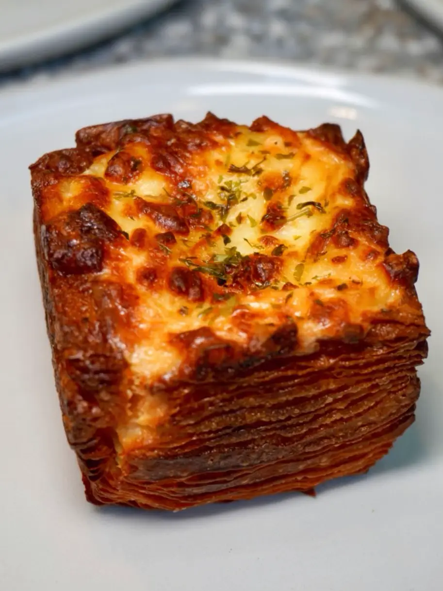 Mentaiko Lava Croissant Cube for Mentaiko Lovers | Gallery posted by Brenda 𓃦 | Lemon8