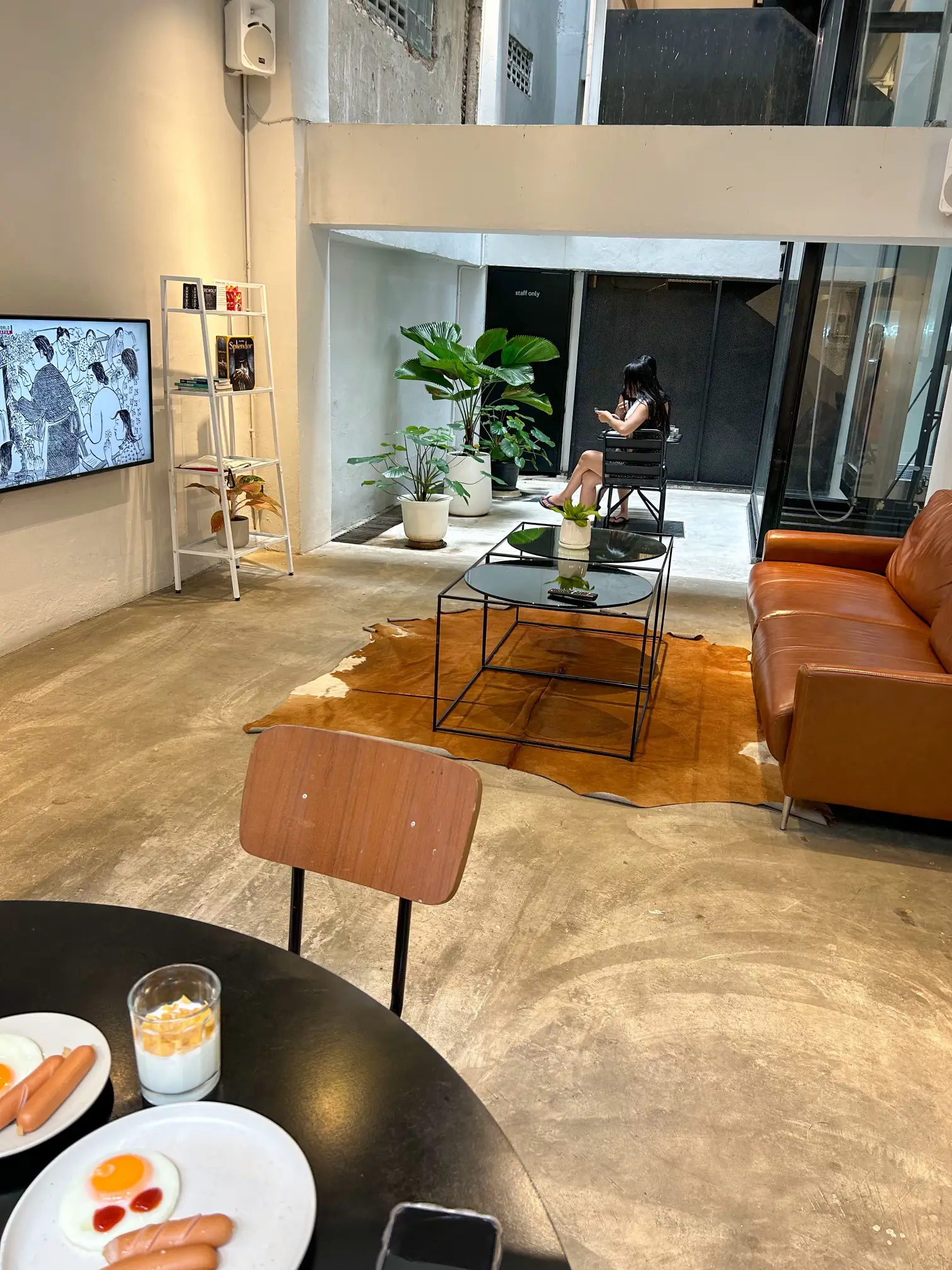 ที่พักย่านสีลม ราคาน่ารัก ใกล้กับวัดแขก สายมูไม่ควรพลาด | แกลเลอรีที่ ...