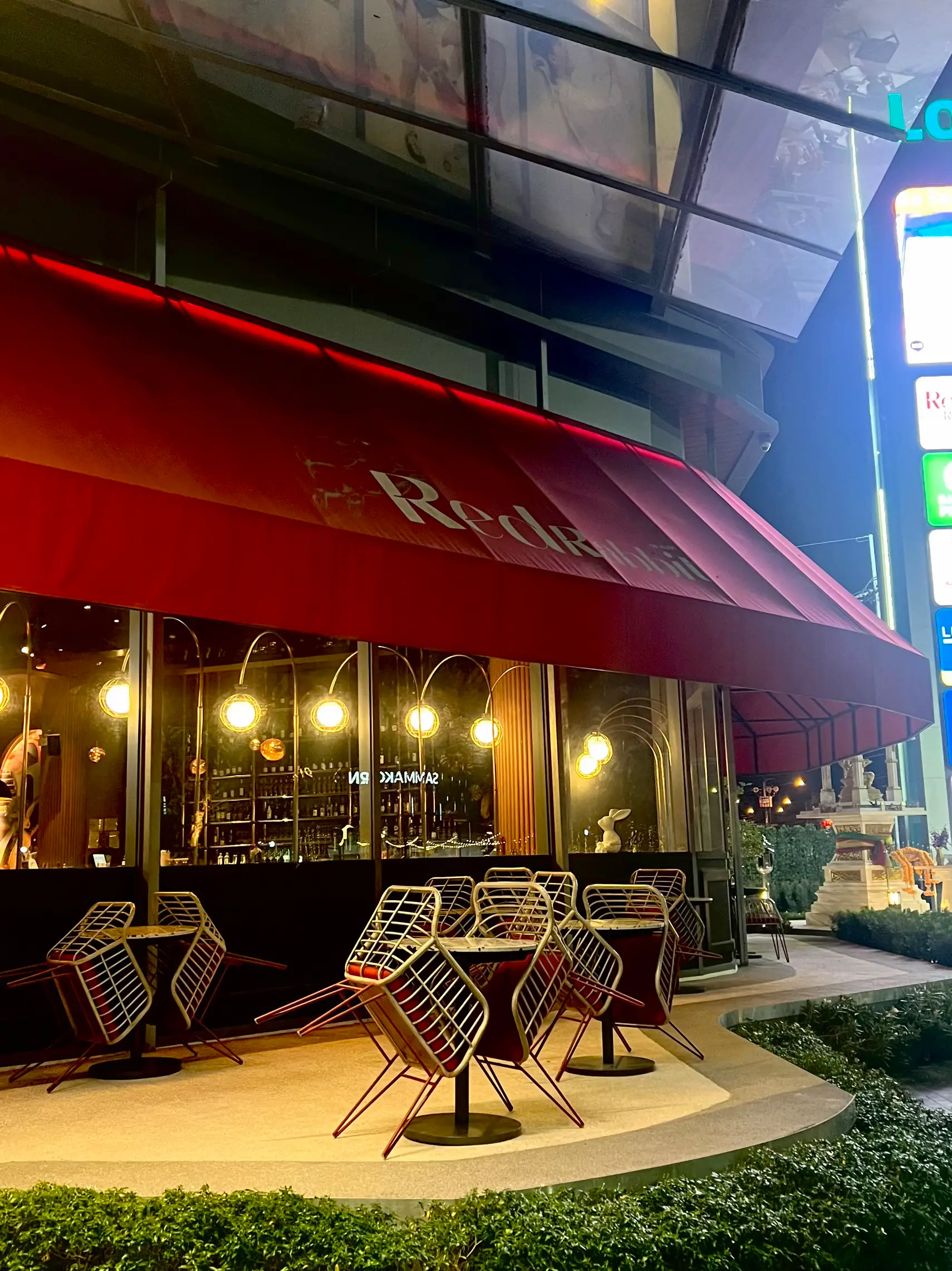 Redrabbit By Sexycow ร้าน Dinner ของชาวราชพฤกษ์ 🐰 | แกลเลอรีที่โพสต์โดย Wipfeem 🍜 | Lemon8