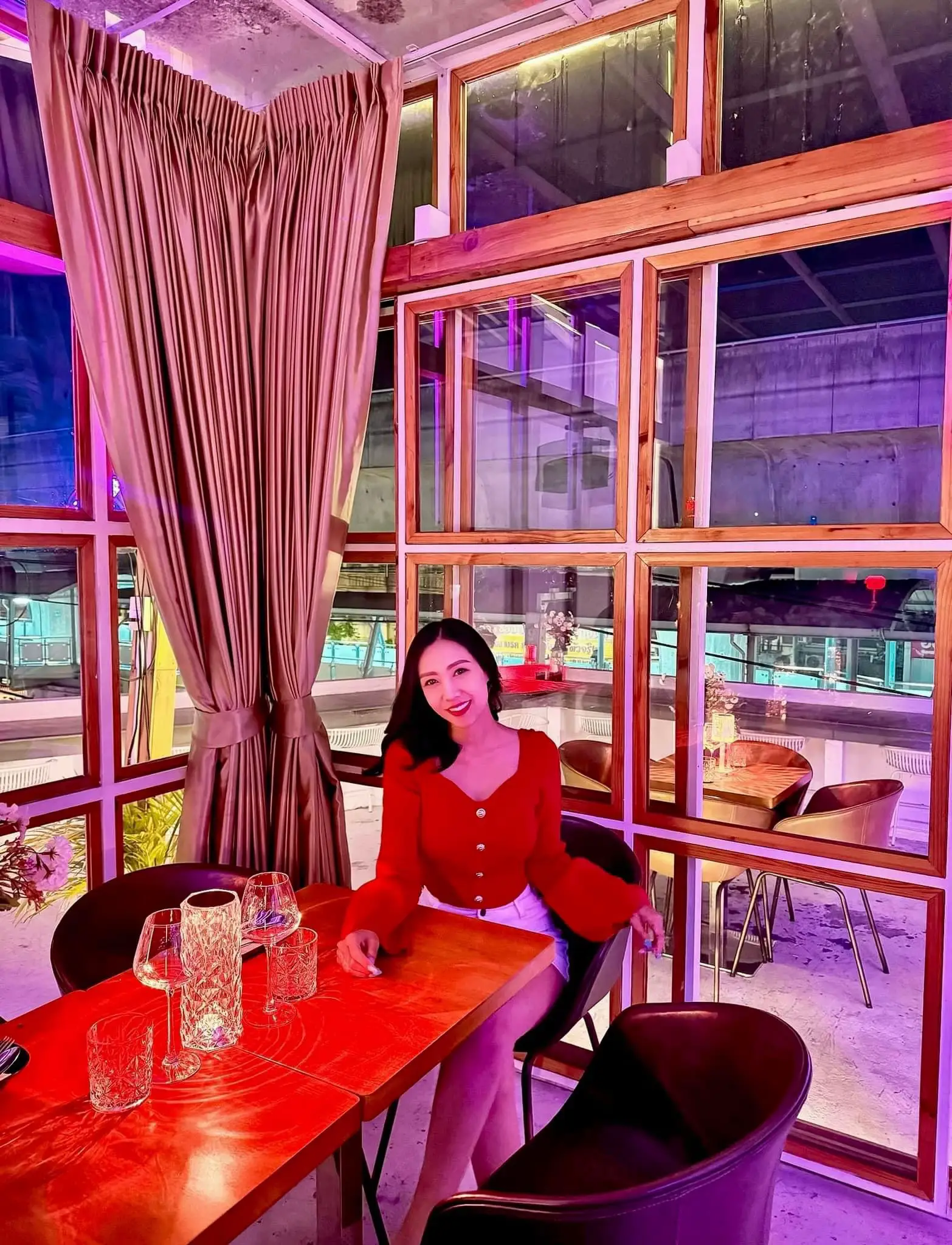 #บาร์ลับอุดมสุข " Secret bar that’s not secret " | แกลเลอรีที่โพสต์โดย Ton fix | Lemon8