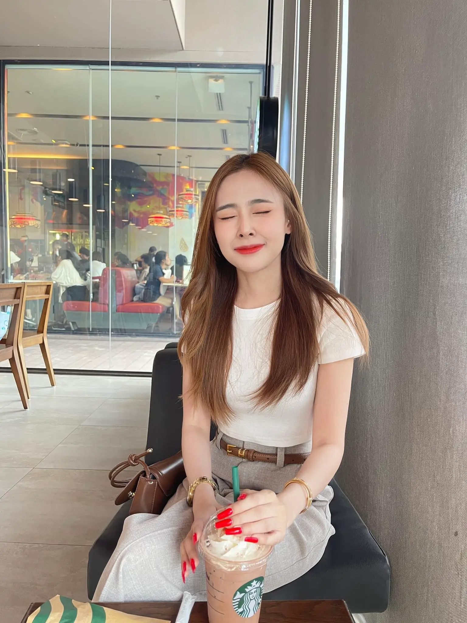 ไอเดียแต่งตัวเรียบหรู ดูแพง | แกลเลอรีที่โพสต์โดย W.wine | Lemon8