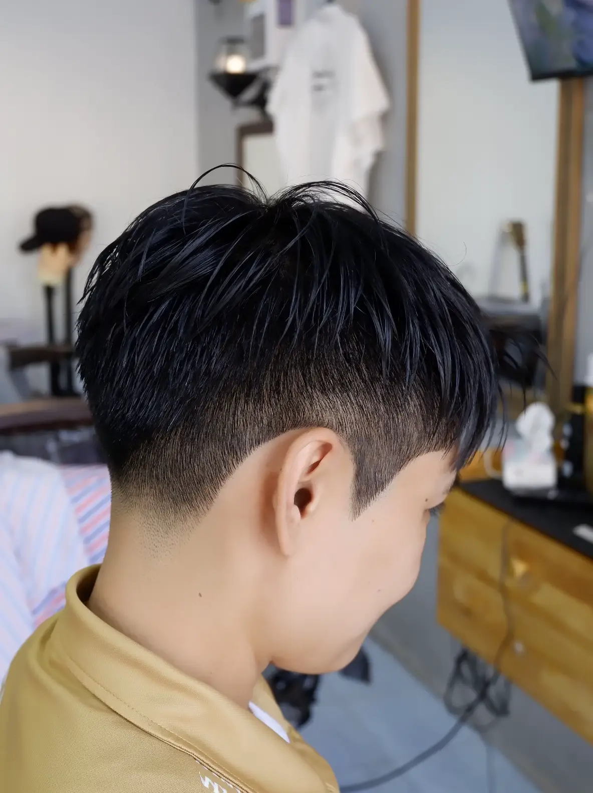 Drop cut ทรงผมสั้น สบาย | แกลเลอรีที่โพสต์โดย Zo.hair_ | Lemon8