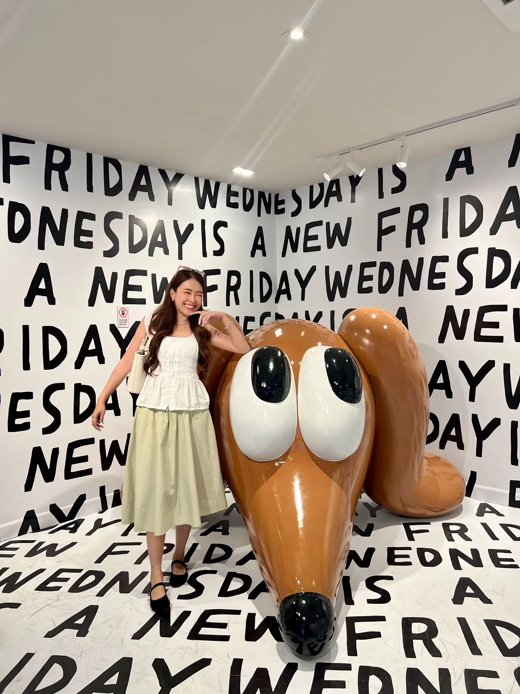 นิทรรศการ Wednesday🐶 น้องหมา Introvert สุดคิ้วท์ | แกลเลอรีที่โพสต์โดย ...