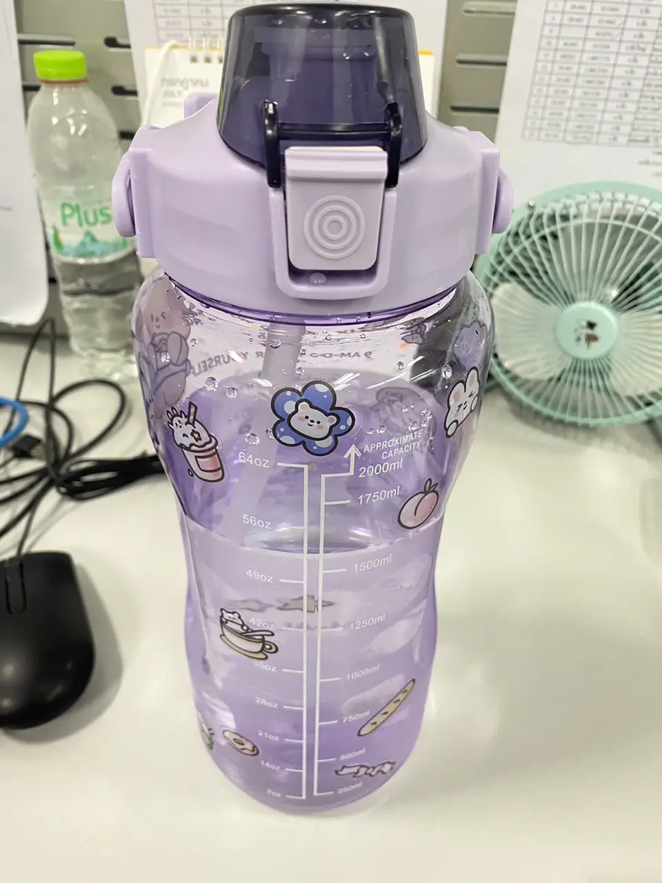 ขวดบังคับดื่มน้ำ | แกลเลอรีที่โพสต์โดย Anyarin | Lemon8