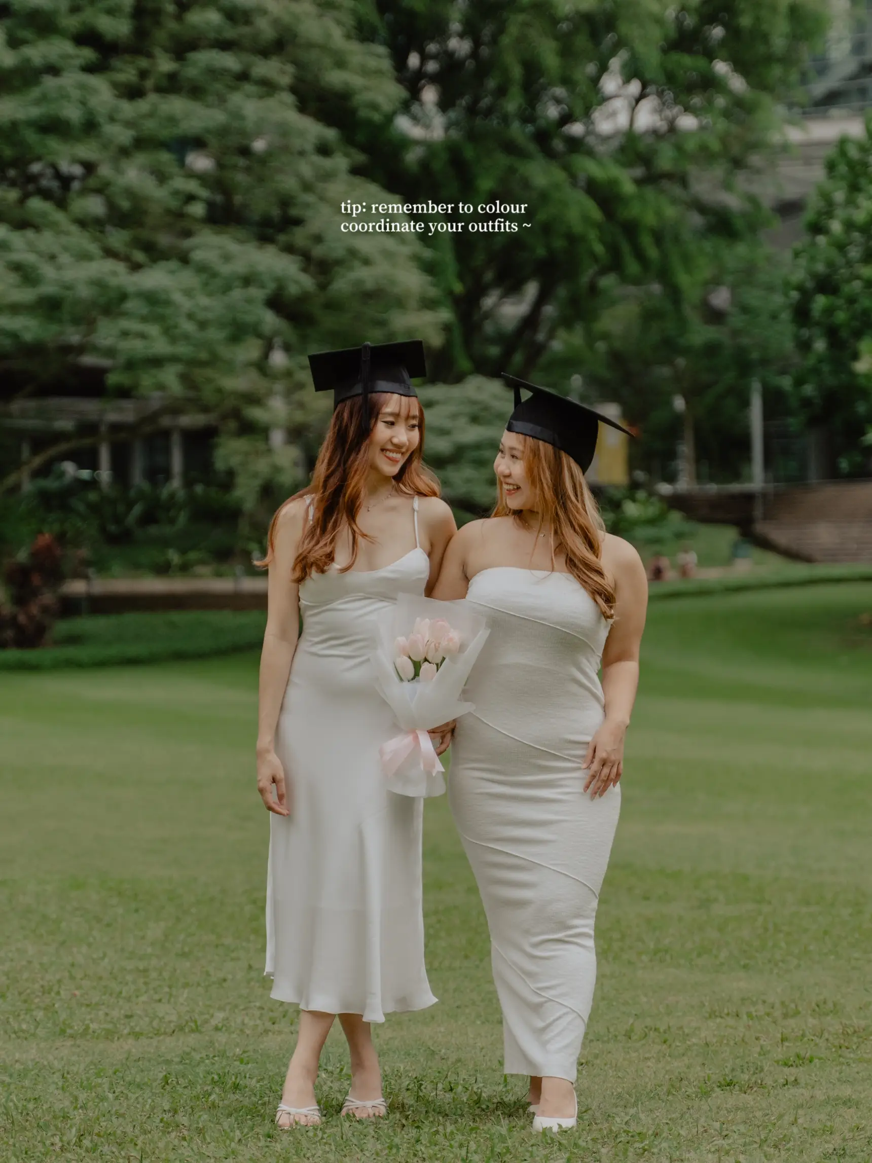 Grad Poses - Lemon8 Search