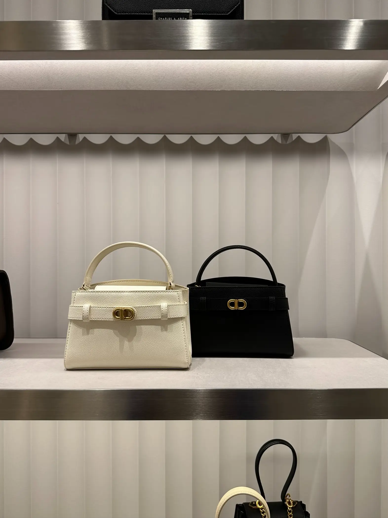 Charles&Keith bag recommendations for girls in 20s | Galeri disiarkan ...