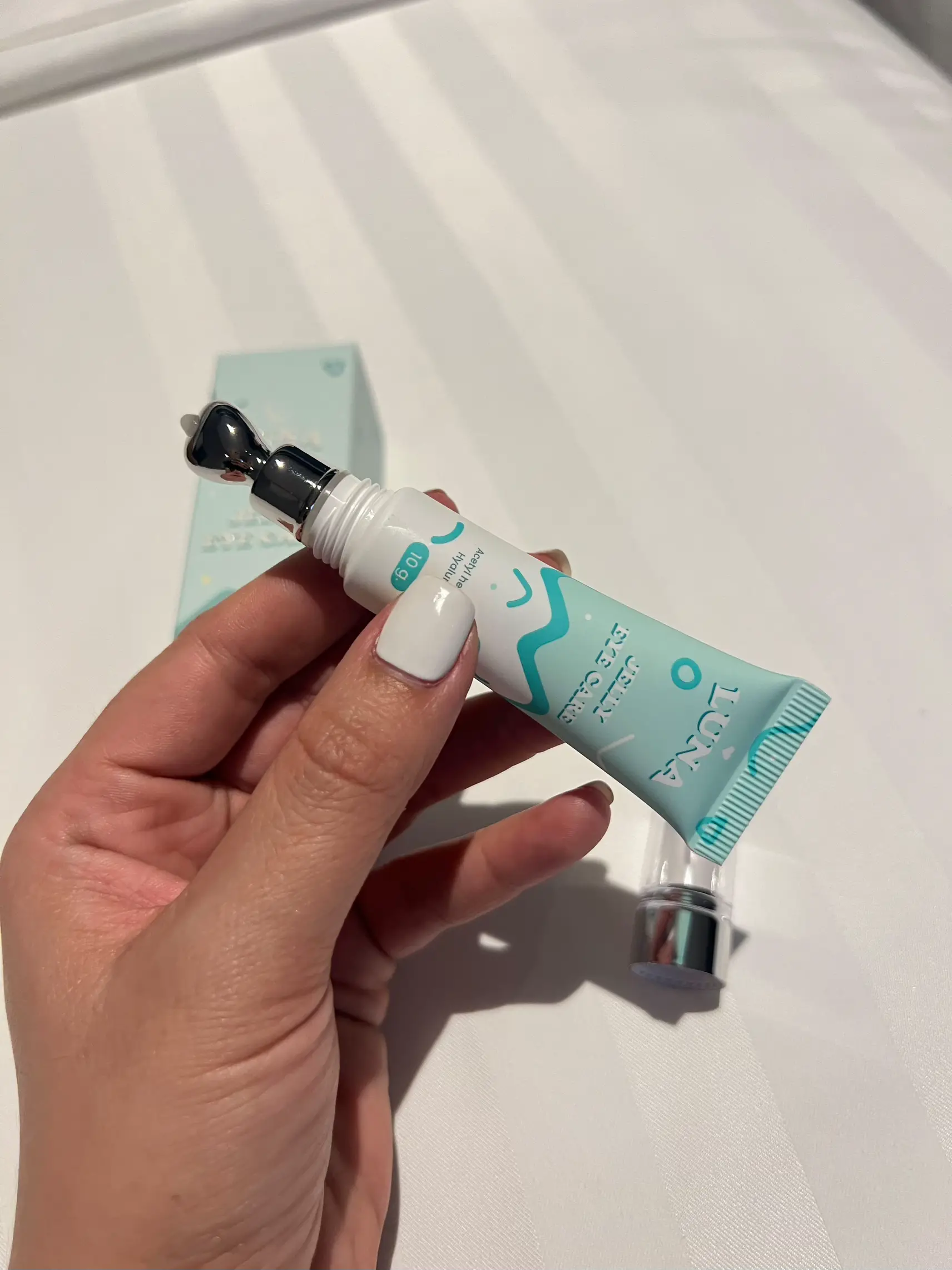 เปิดวาร์ป บอกลาตาเหี่ยวแห้ง : Luna Jelly Eye care | แกลเลอรีที่โพสต์โดย Mathu | Lemon8