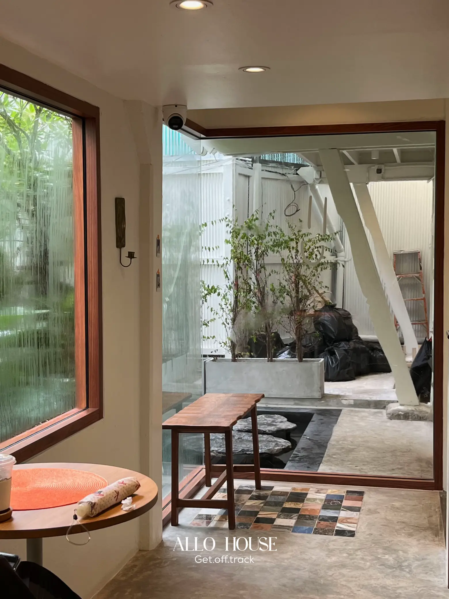 Allo house คาเฟ่โฮมมี่โฮมใจใหม่ เหมือนมากินข้าวที่บ้านเพื่อน🐕‍🦺🌳 | แกล ...