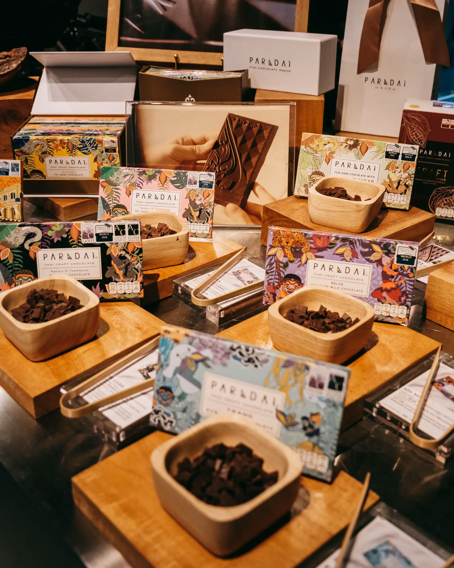 มาลองแล้ว! PARADAi แชมป์โลกอันดับ 1 คราฟท์ช็อคโกแลต 🍫🏆 | แกลเลอรีที่ ...