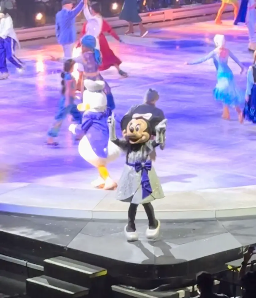 รีวิว : Disney on ice 2024 | แกลเลอรีที่โพสต์โดย JJsisters | Lemon8