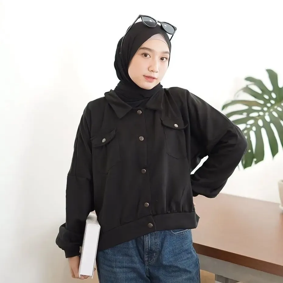 Inspirasi jaket crop | Galeri diposting oleh Inspirasiootd | Lemon8