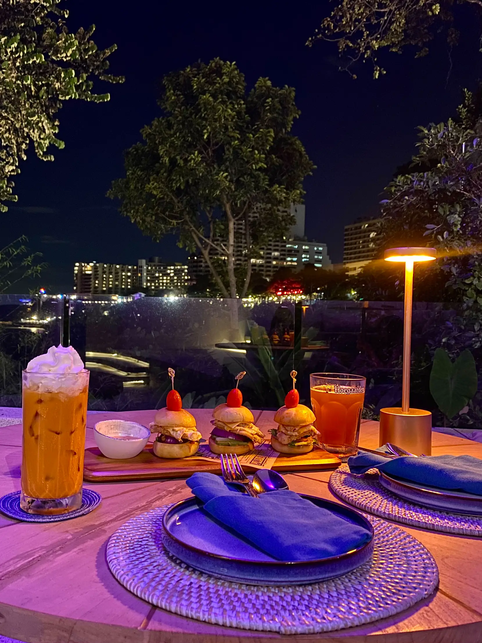 รีวิว “ปิงปองโชว์” 🏓 @ พัทยา ประทับใจมาก !! 20++ | แกลเลอรีที่โพสต์โดย bxttersmuff | Lemon8