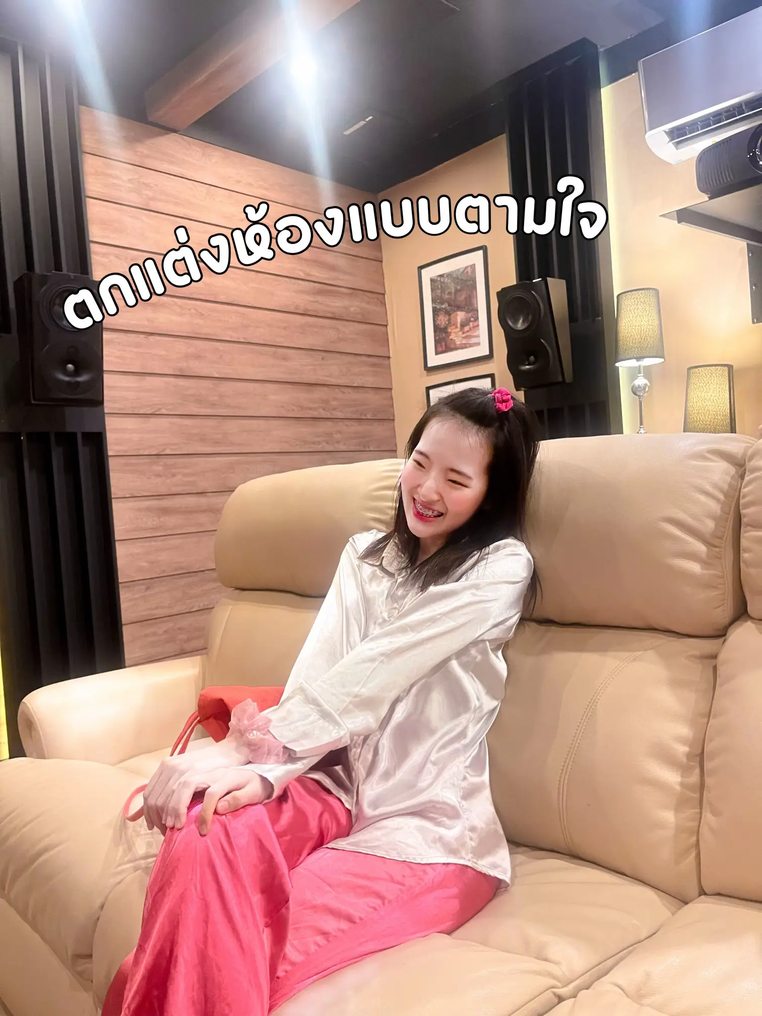 ใครๆก็สามารถมีโรงหนังส่วนตัวที่บ้านได้!!🎬🍿 | แกลเลอรีที่โพสต์โดย TYA | Lemon8