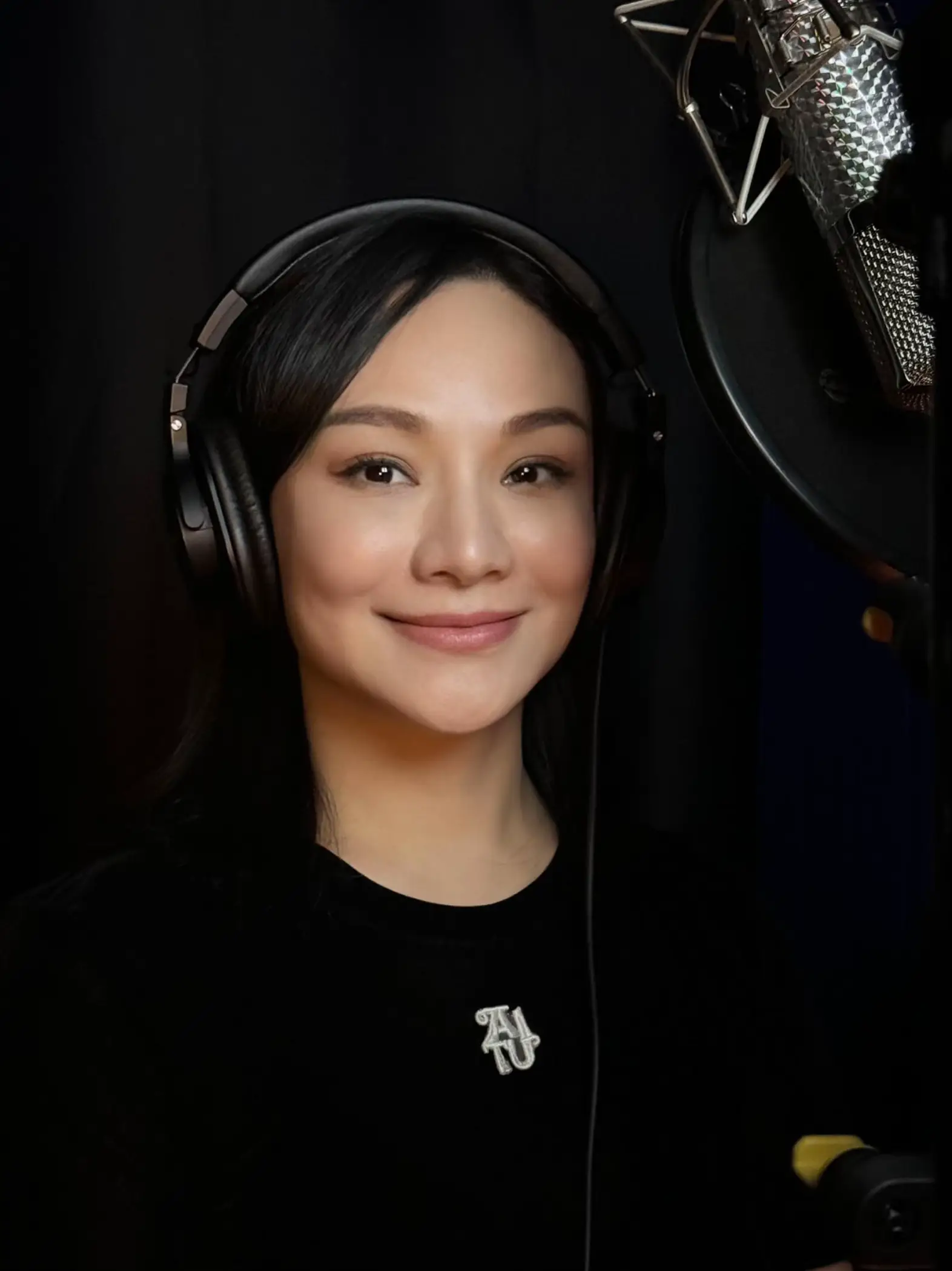 📖 Pro Photographer While Recording Your 😍 Songs! | Gallery posted by 🇸🇬 ...