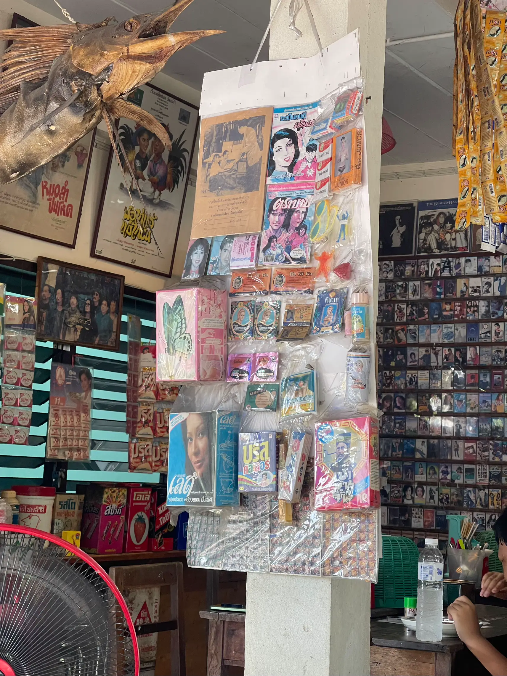 เย็นตาโฟ ที่เกาะสีชังร้าน เจ้มอย ท่าล่าง | แกลเลอรีที่โพสต์โดย IsSoM_o | Lemon8