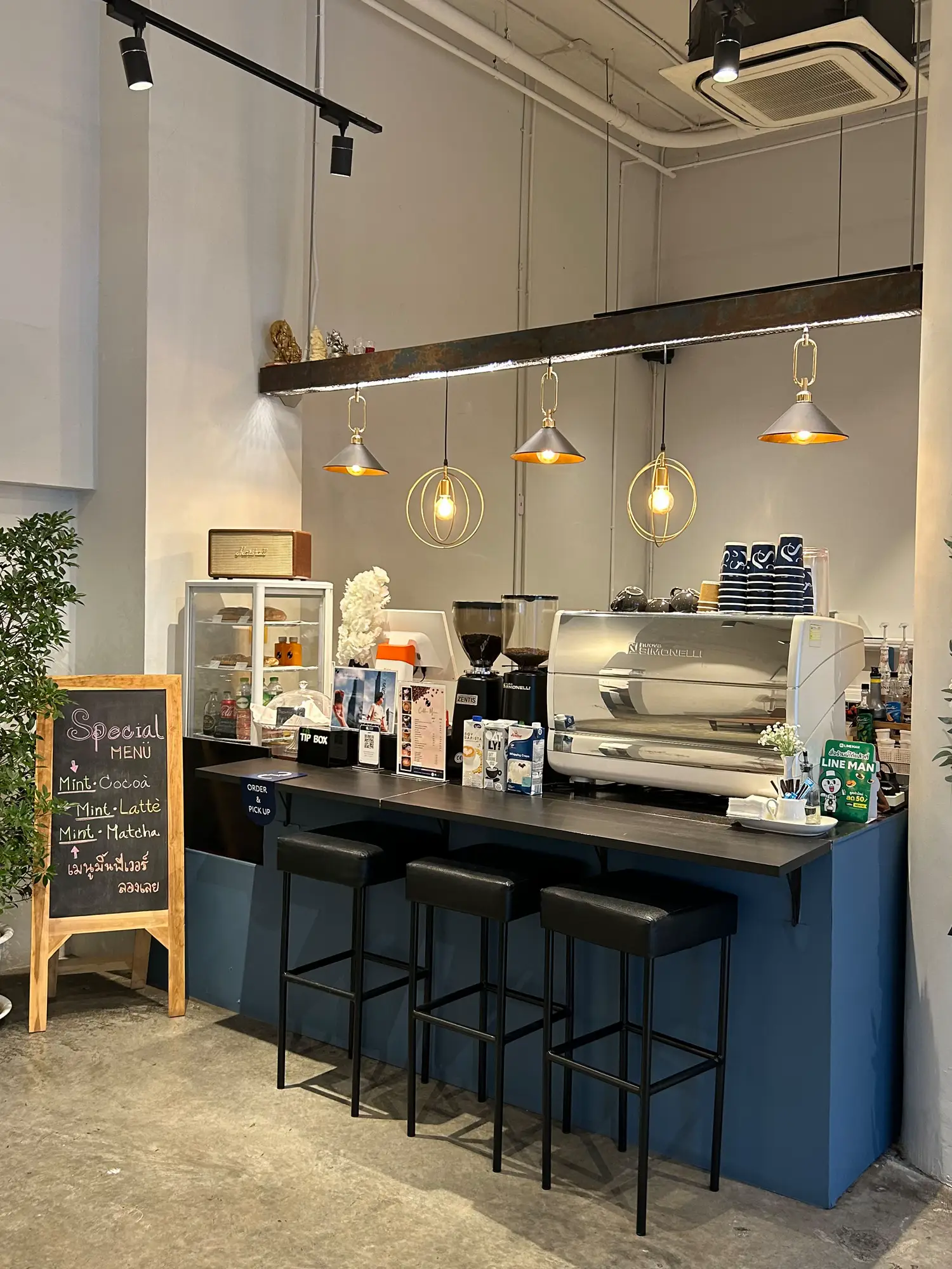 Hostel สุดชิคย่านสีลม เช็คอินได้ 24 ชั่วโมง "Tiang Studio" | แกลเลอรี ...