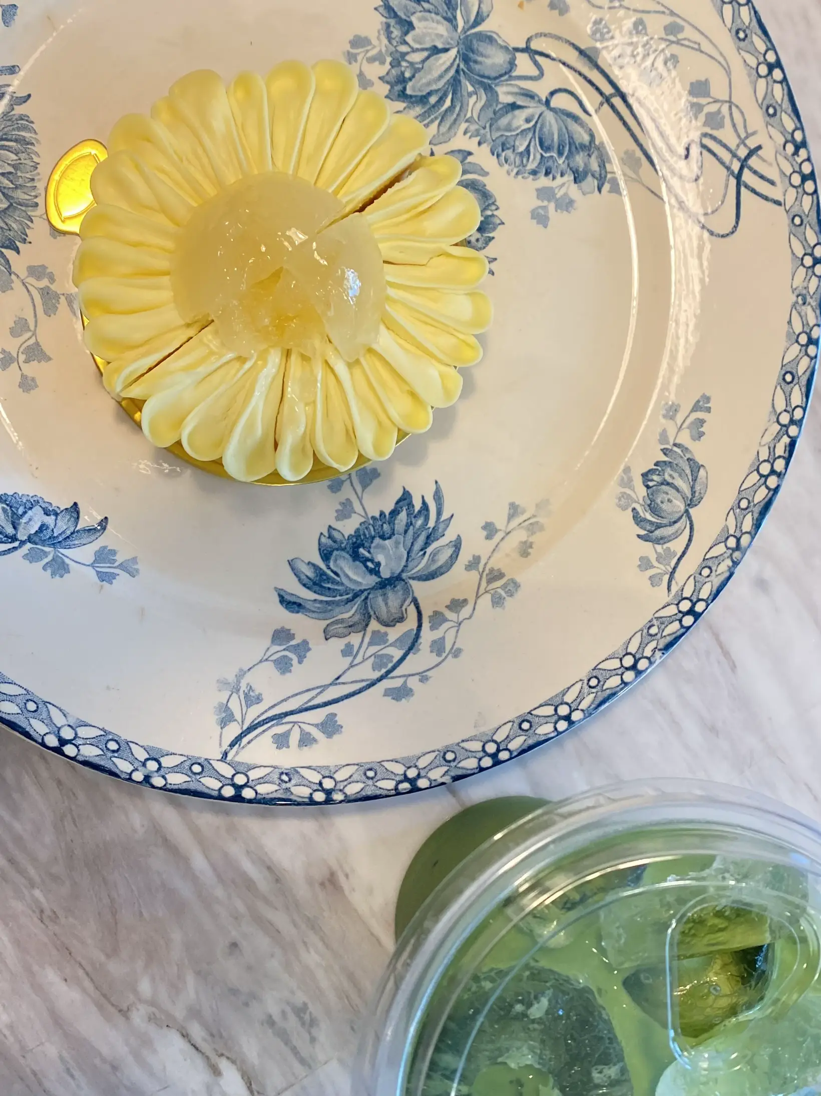 คาเฟ่สไตล์ผู้ดีอังกฤษ : Atelier September | แกลเลอรีที่โพสต์โดย Gam Srimook | Lemon8