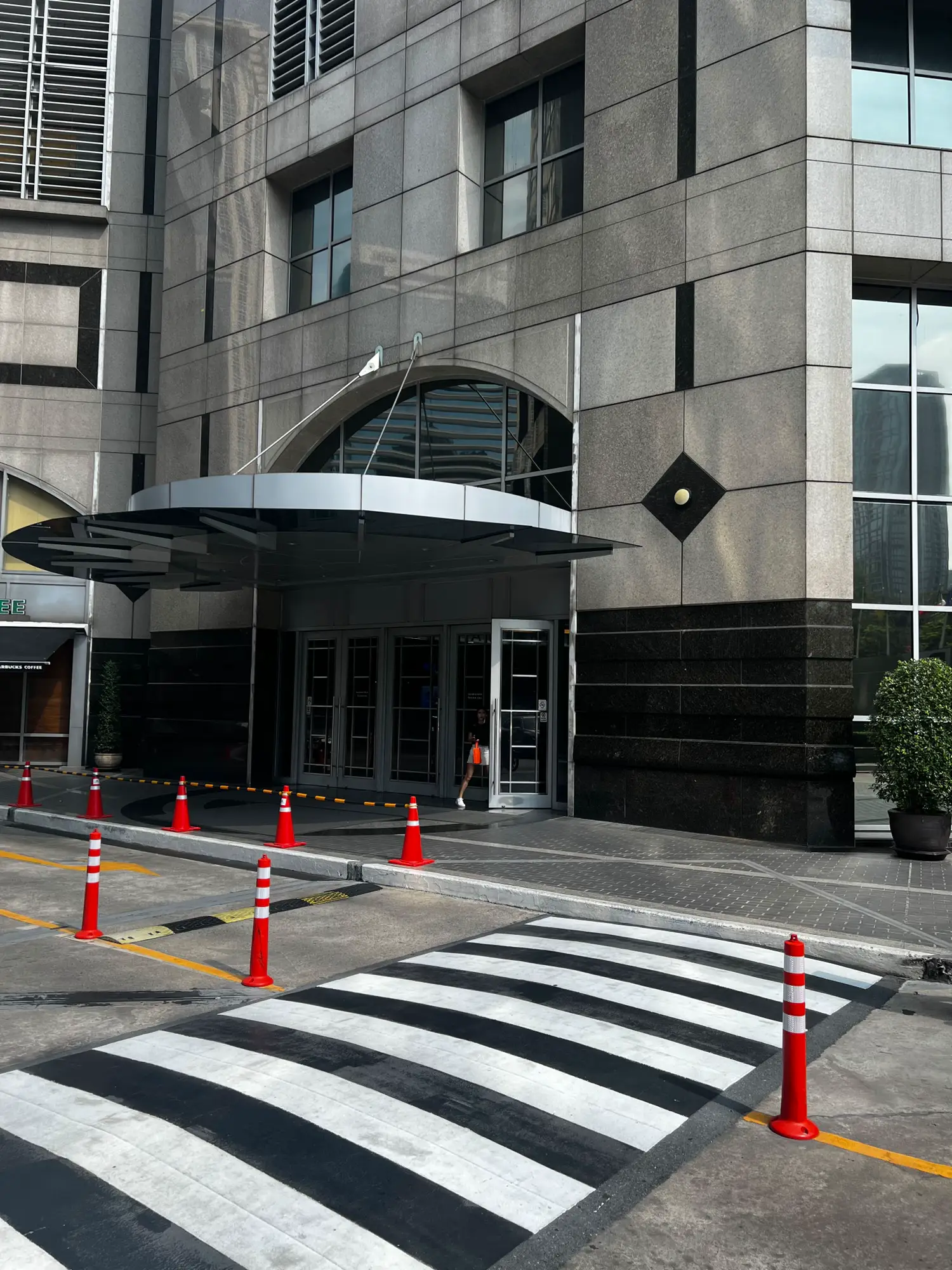 20 ไอเดียยอดนิยมเกี่ยวกับ ตึกall Season Place จอดรถที่ไหนได้บ้าง ในปี 2024