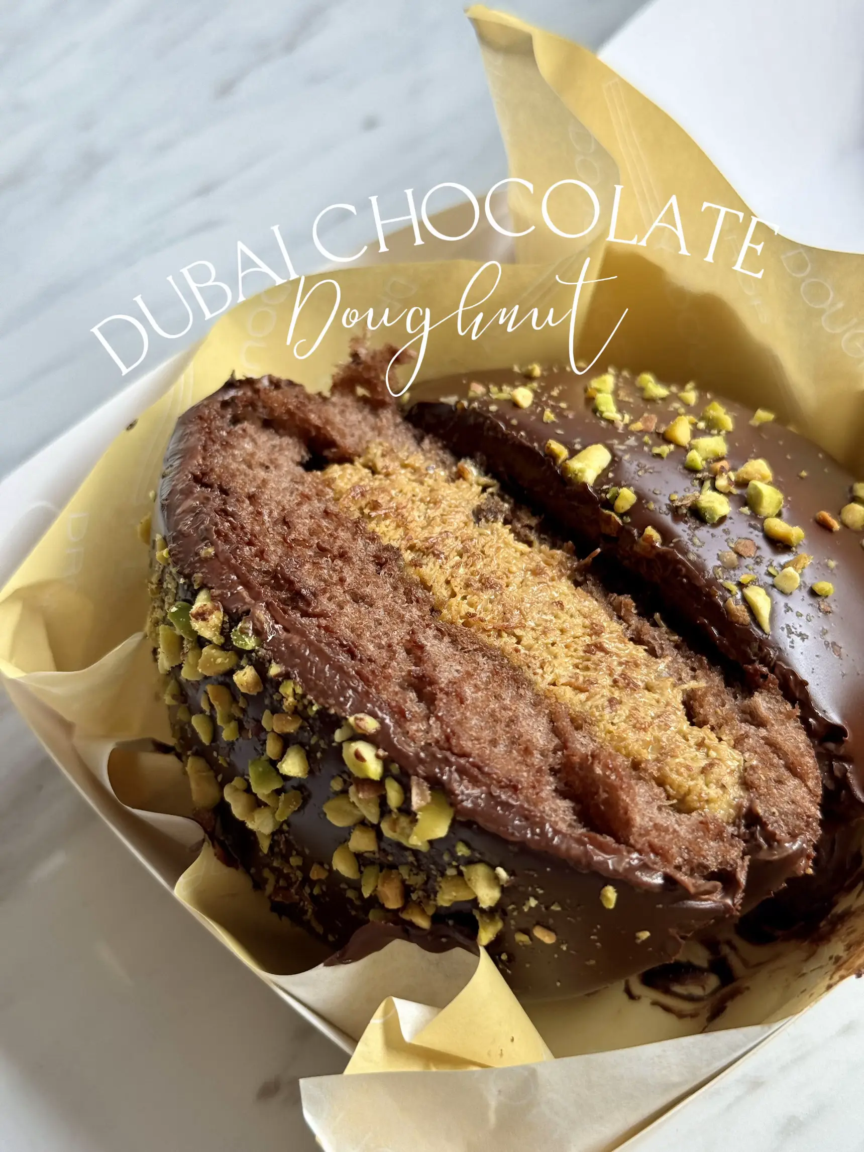 ดูไบช็อคโกเเลตในรูปเเบบโดนัท 🍩 | แกลเลอรีที่โพสต์โดย getfatwithsf | Lemon8