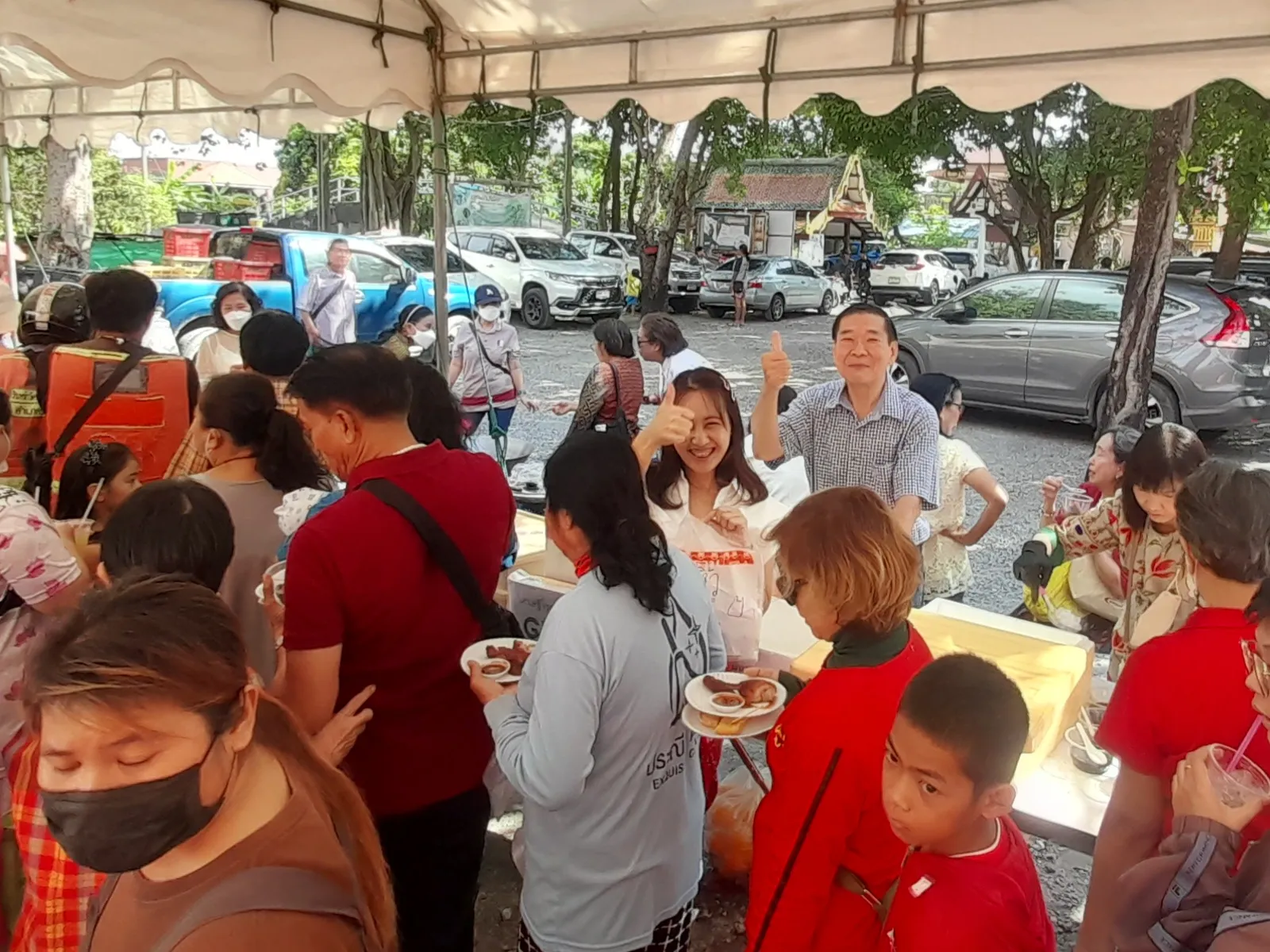 ถุงหิ้วฟรี ! #โรงทานงานกฐิน | แกลเลอรีที่โพสต์โดย kru.ink | Lemon8