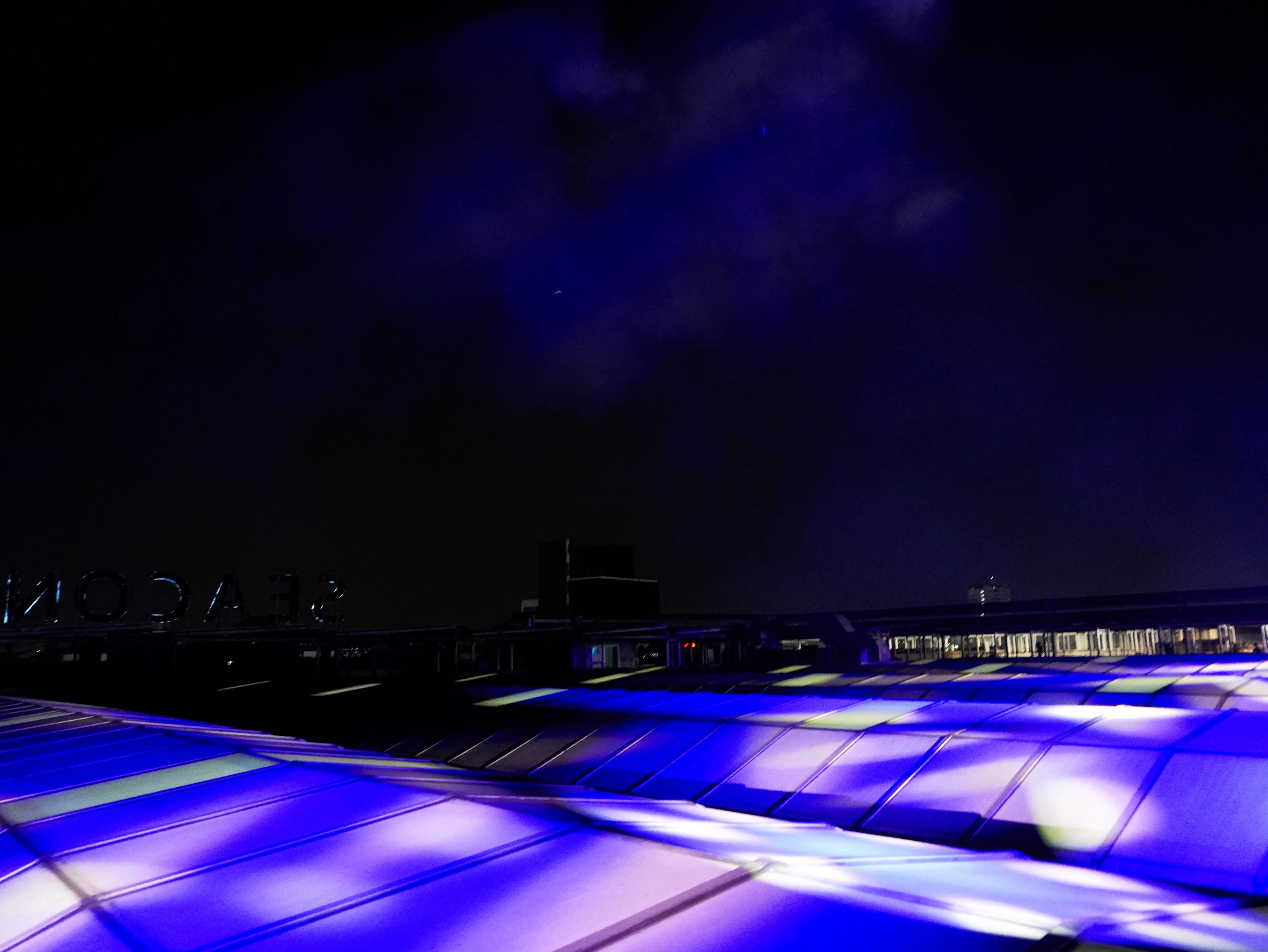 ปักหมุดงานไฟ BKKDW2024 ที่ Secon ศรีนครินทร์ กัน | แกลเลอรีที่โพสต์โดย Insomnia Scene | Lemon8