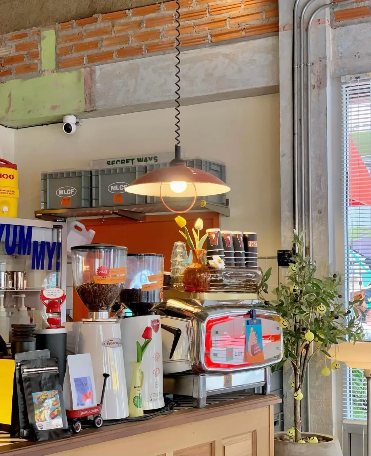 Millilit Cafe | คาเฟ่สุดฮิตย่านถนนช้างม่อย | แกลเลอรีที่โพสต์โดย นัทตี้ชี้เป้า 🧺 | Lemon8