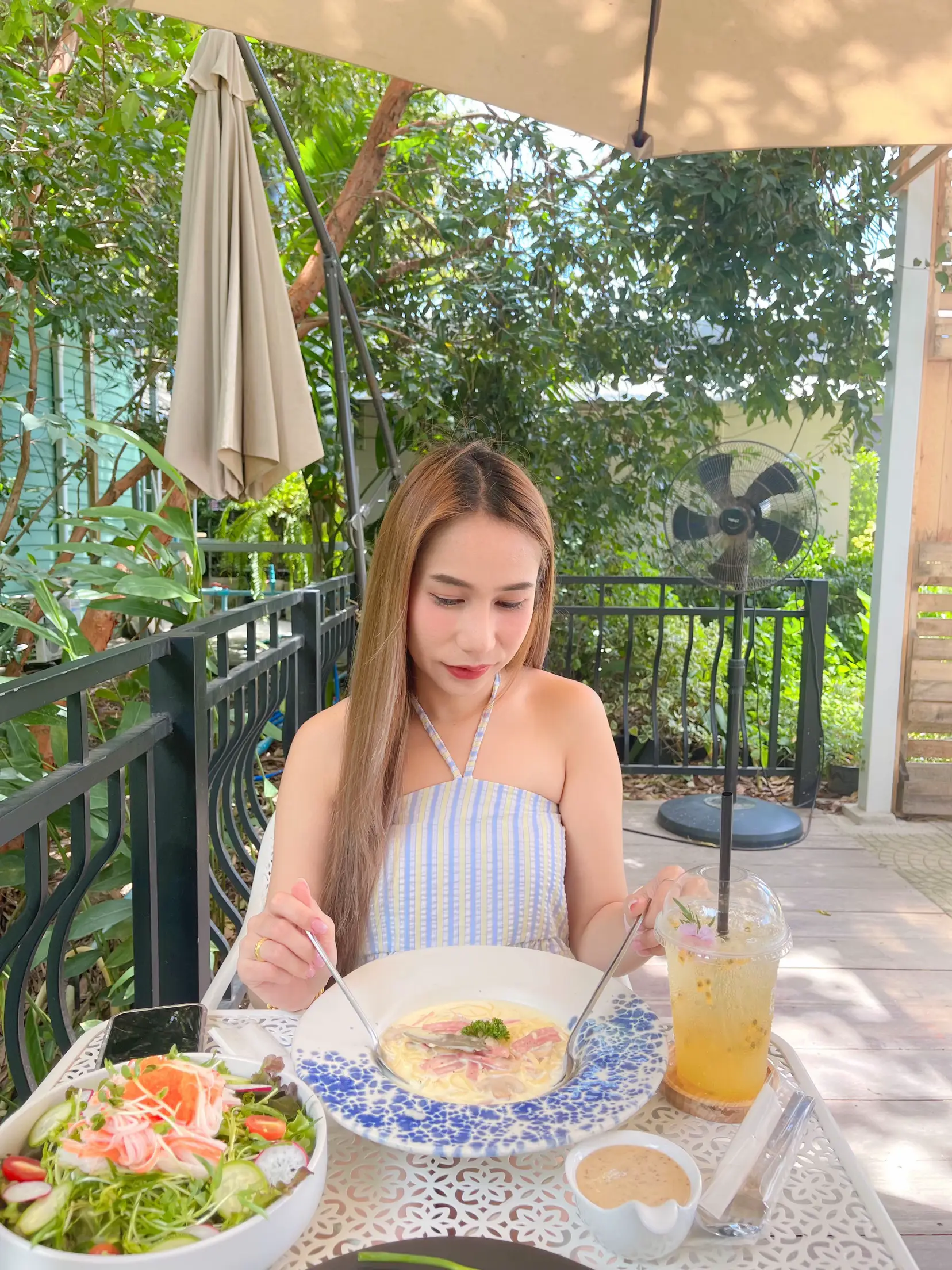 เพื่อนสวนฟาร์ม🥗 #รีวิว #คาเฟ่ระยอง | แกลเลอรีที่โพสต์โดย Kingza_eiei | Lemon8