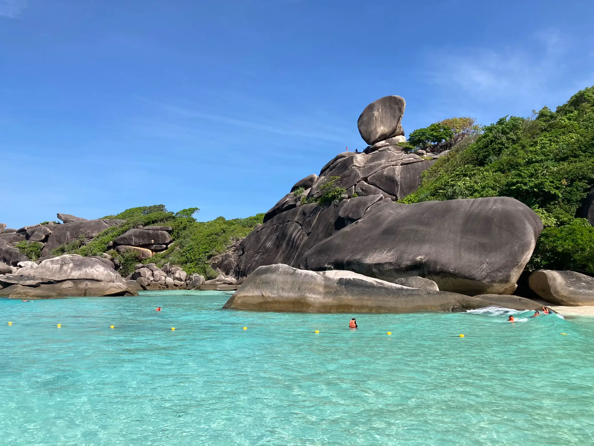 เกาะสิมิลัน จ.พังงา | แกลเลอรีที่โพสต์โดย Jeab GK | Lemon8